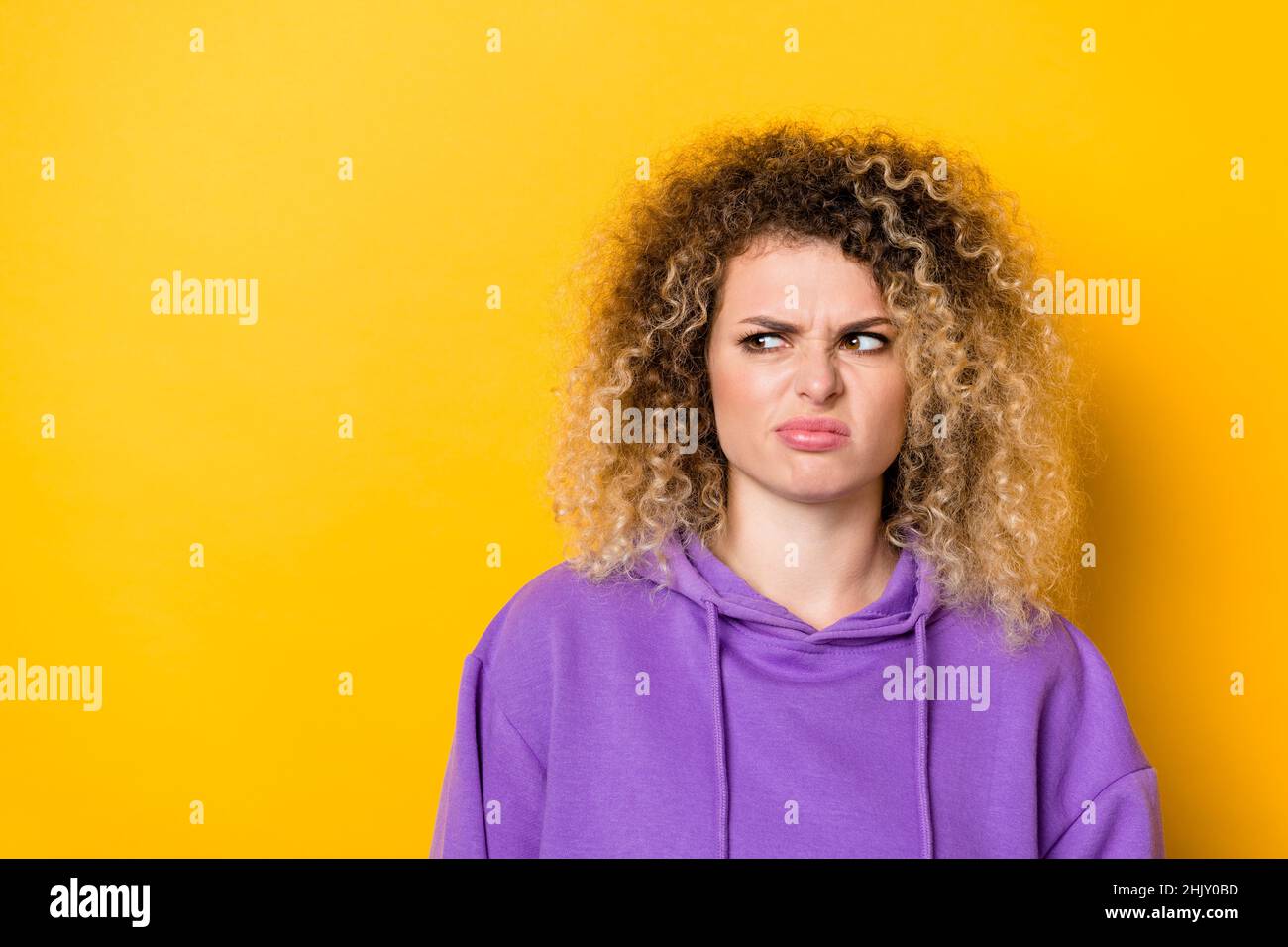 Look Of Disapproval Wallpaper