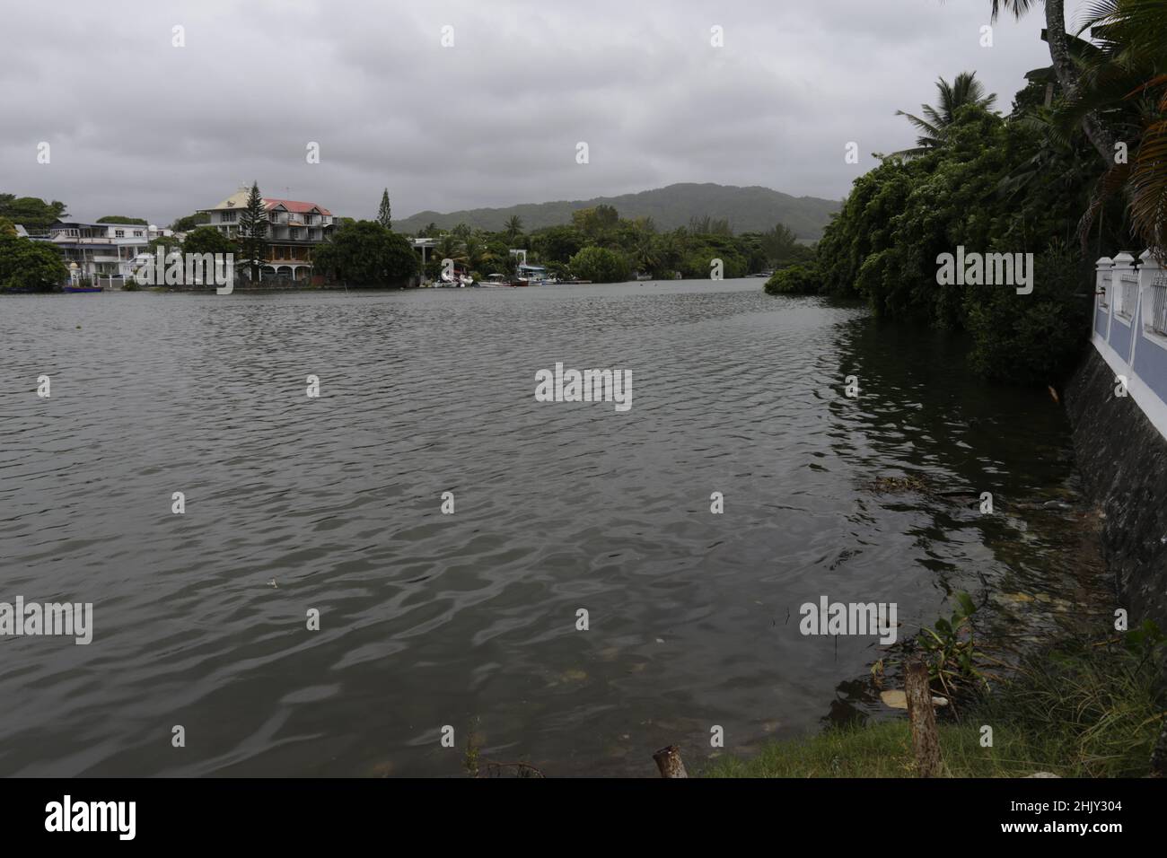 The Mahebourg Cavendish Bridge began construction in 1908 to be ...