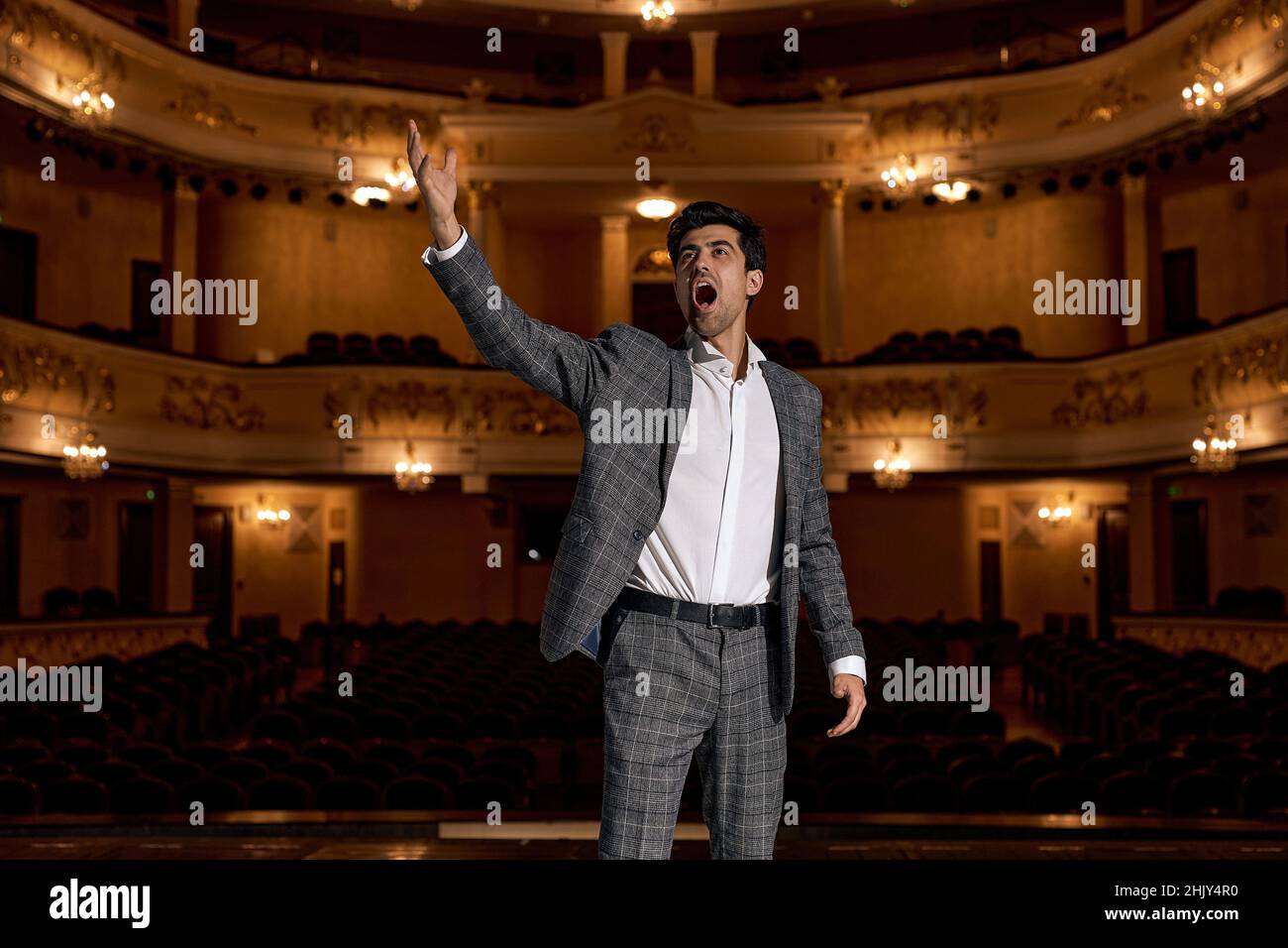 Musical act stage show hi-res stock photography and images - Alamy