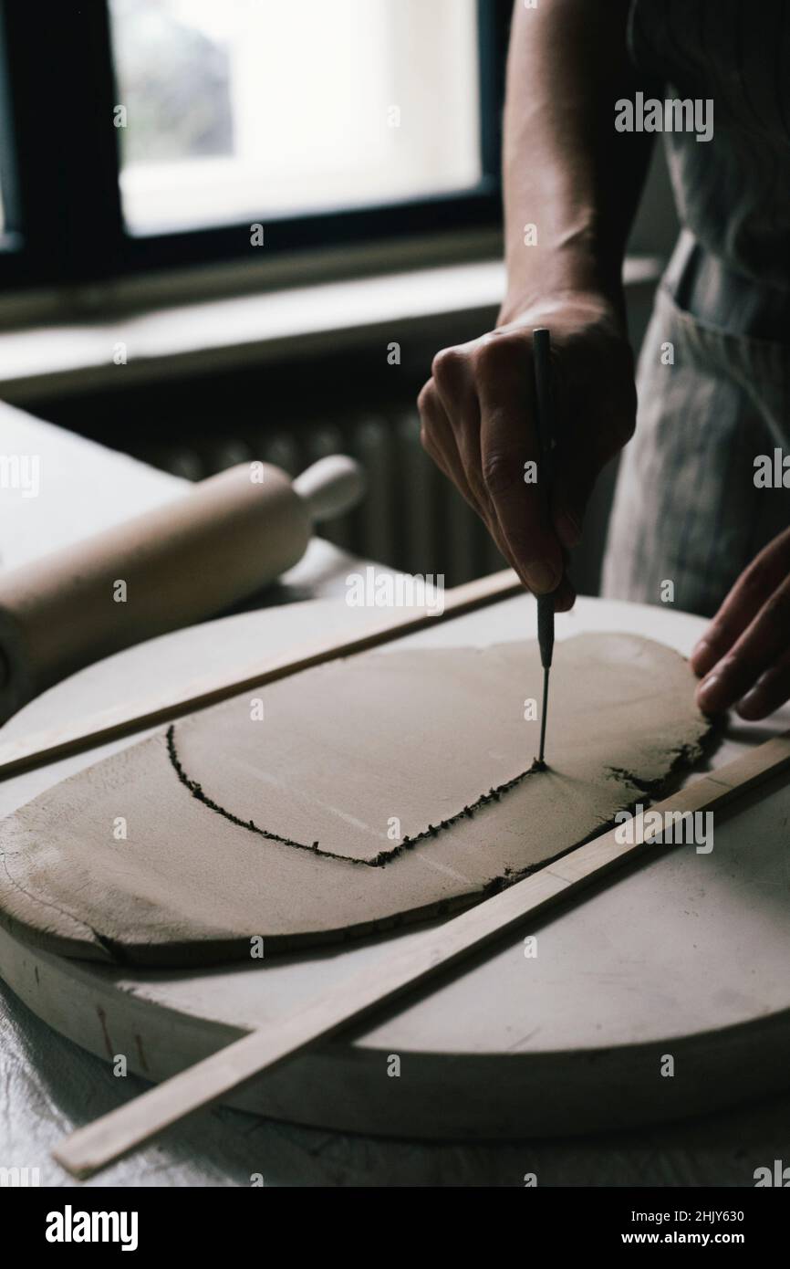 Shaping ceramics hi-res stock photography and images - Alamy