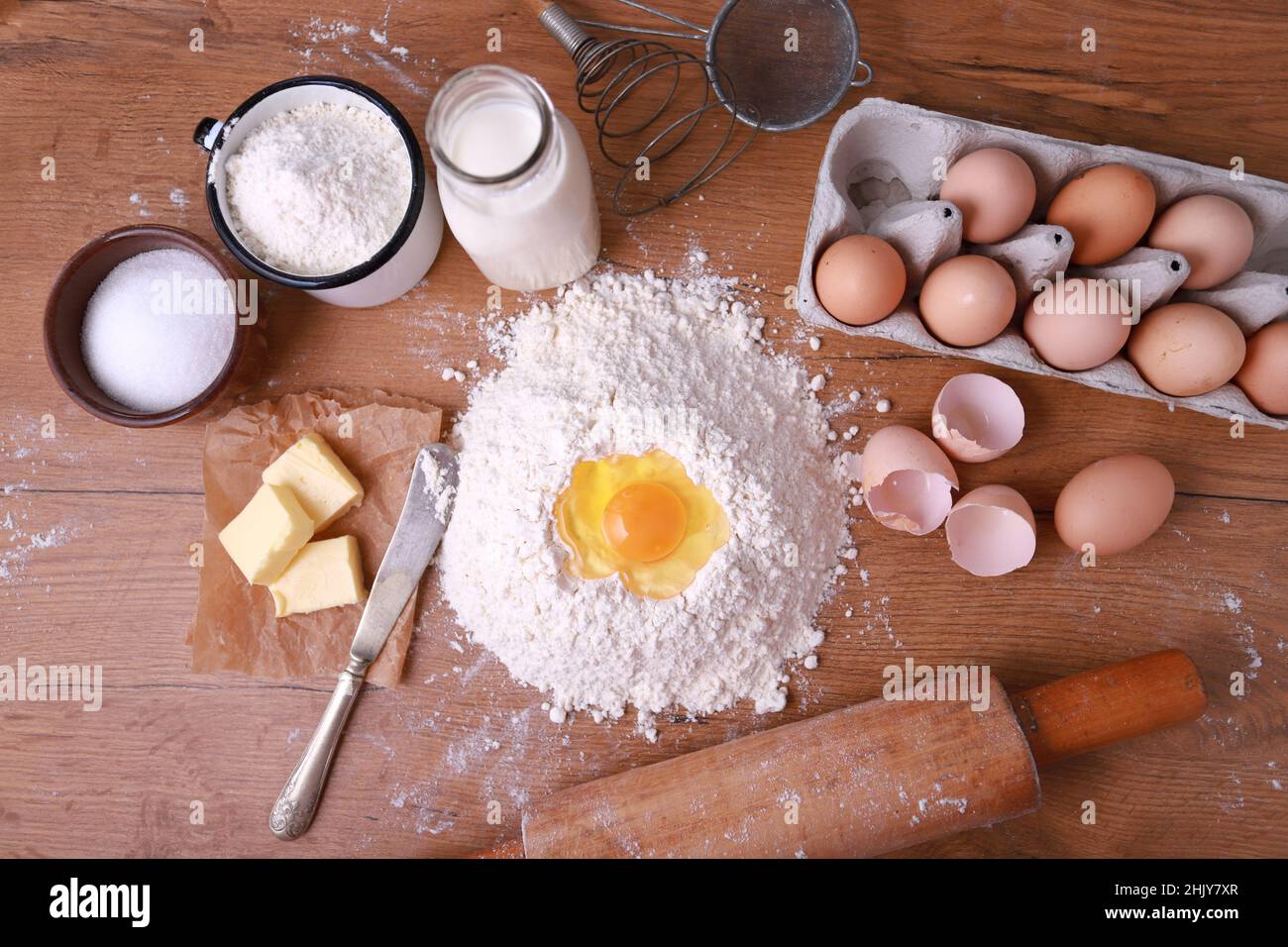Flat lay mixing ingredients bake hi-res stock photography and images ...