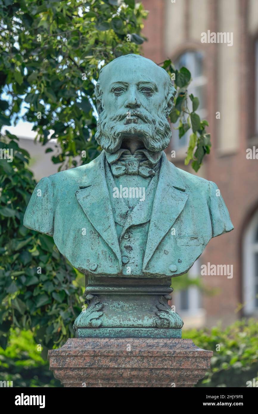 Büste, Wilhelm Griesinger, Charite, Mitte, Berlin, Deutschland Stock ...