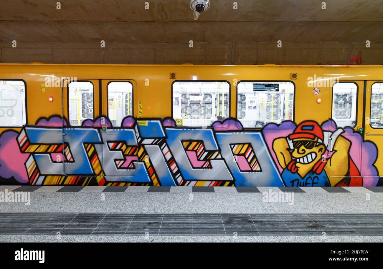 U-Bahn, Graffiti, Berlin, Deutschland Stock Photo - Alamy
