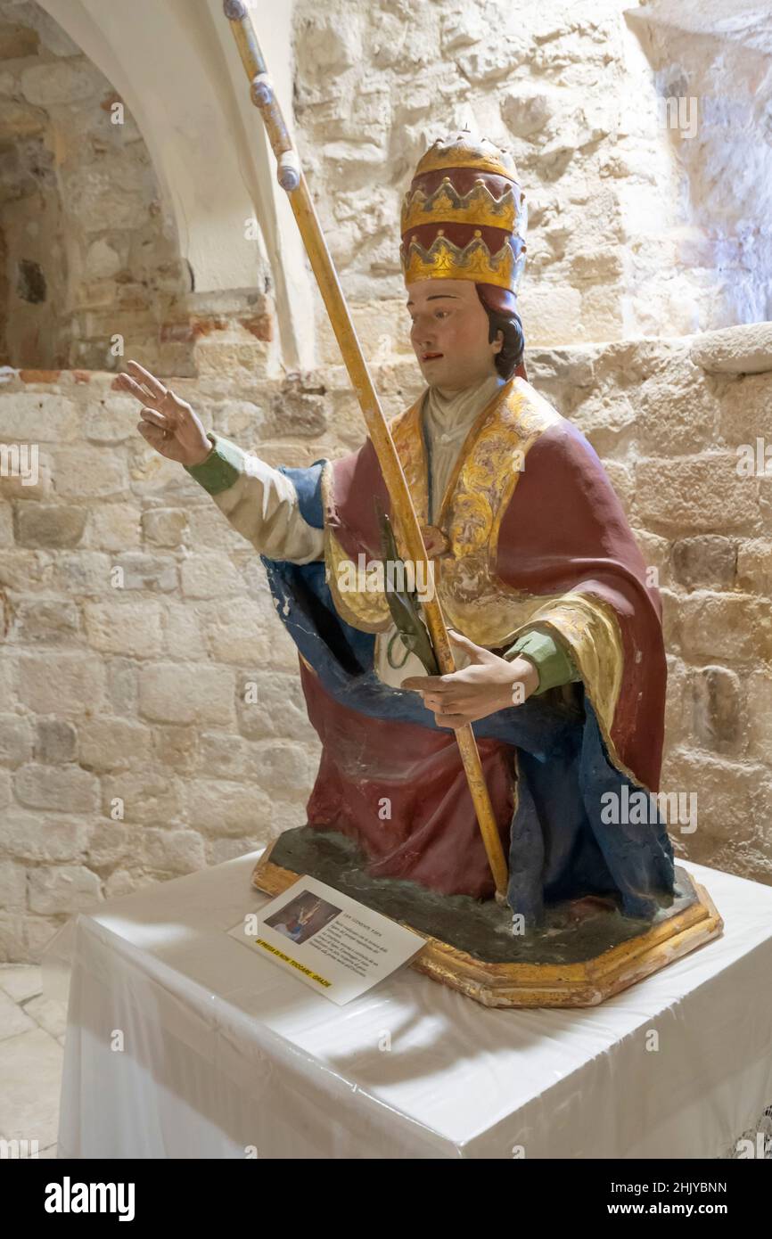 Abbey of San Clemente al Vomano, Interior, Crypt, Statue of San ...