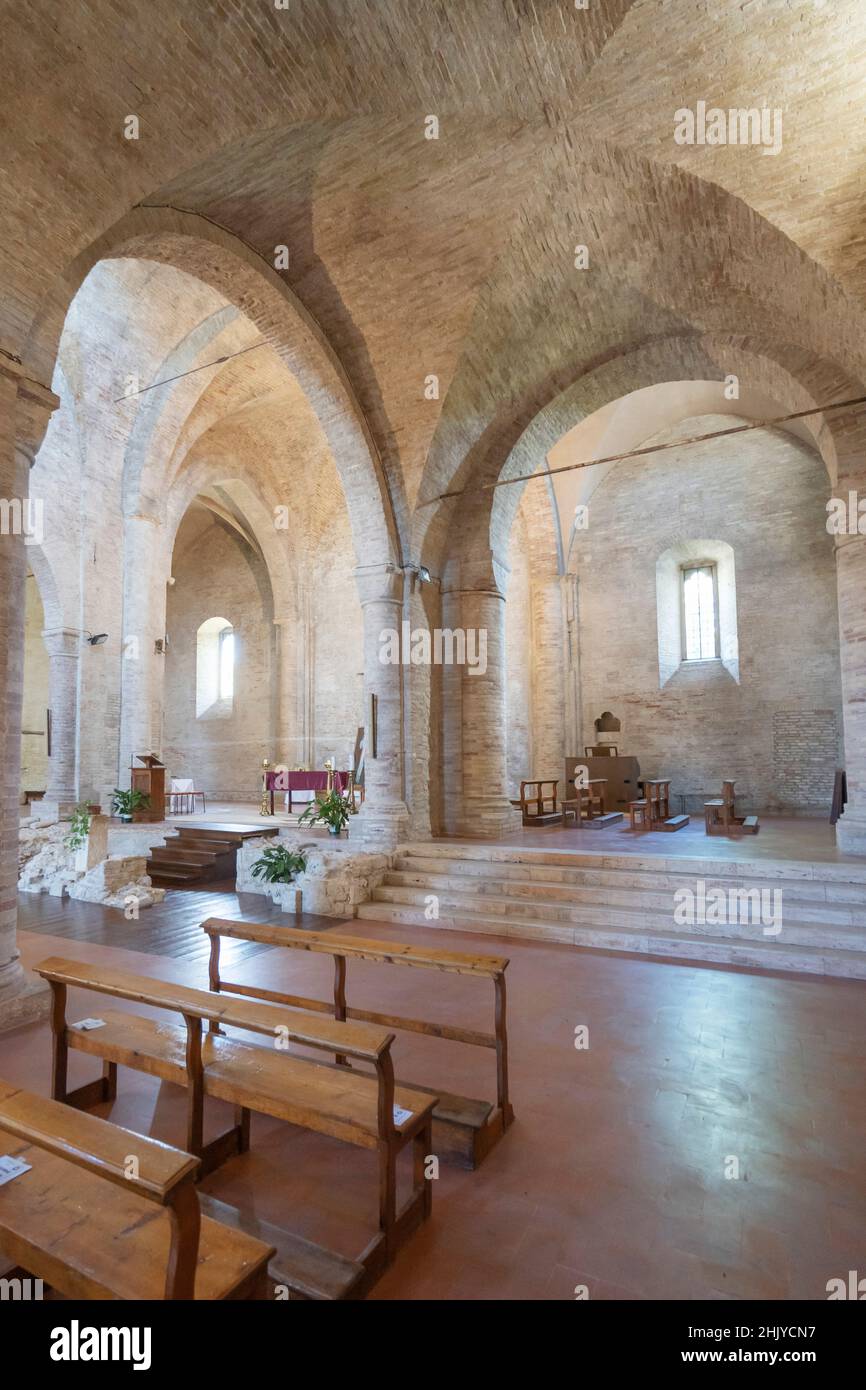Church of Santa Maria di Propezzano, Notaresco, Abruzzo, Italy, Europe ...
