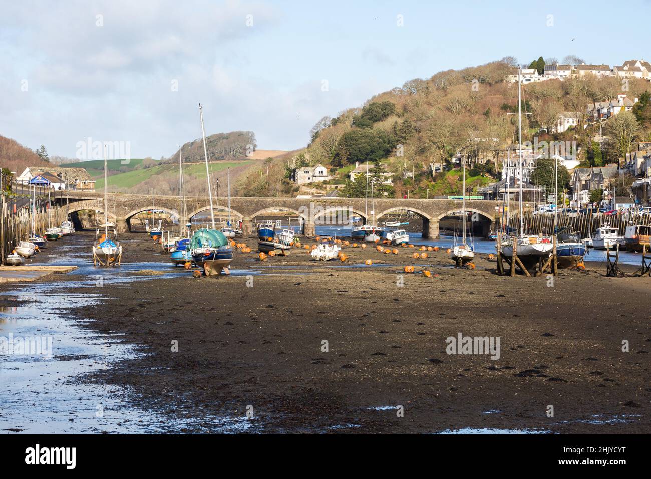 Low Tide on a Sunny Winter's Day in Looe, Cornwall, UK Stock Photo - Alamy