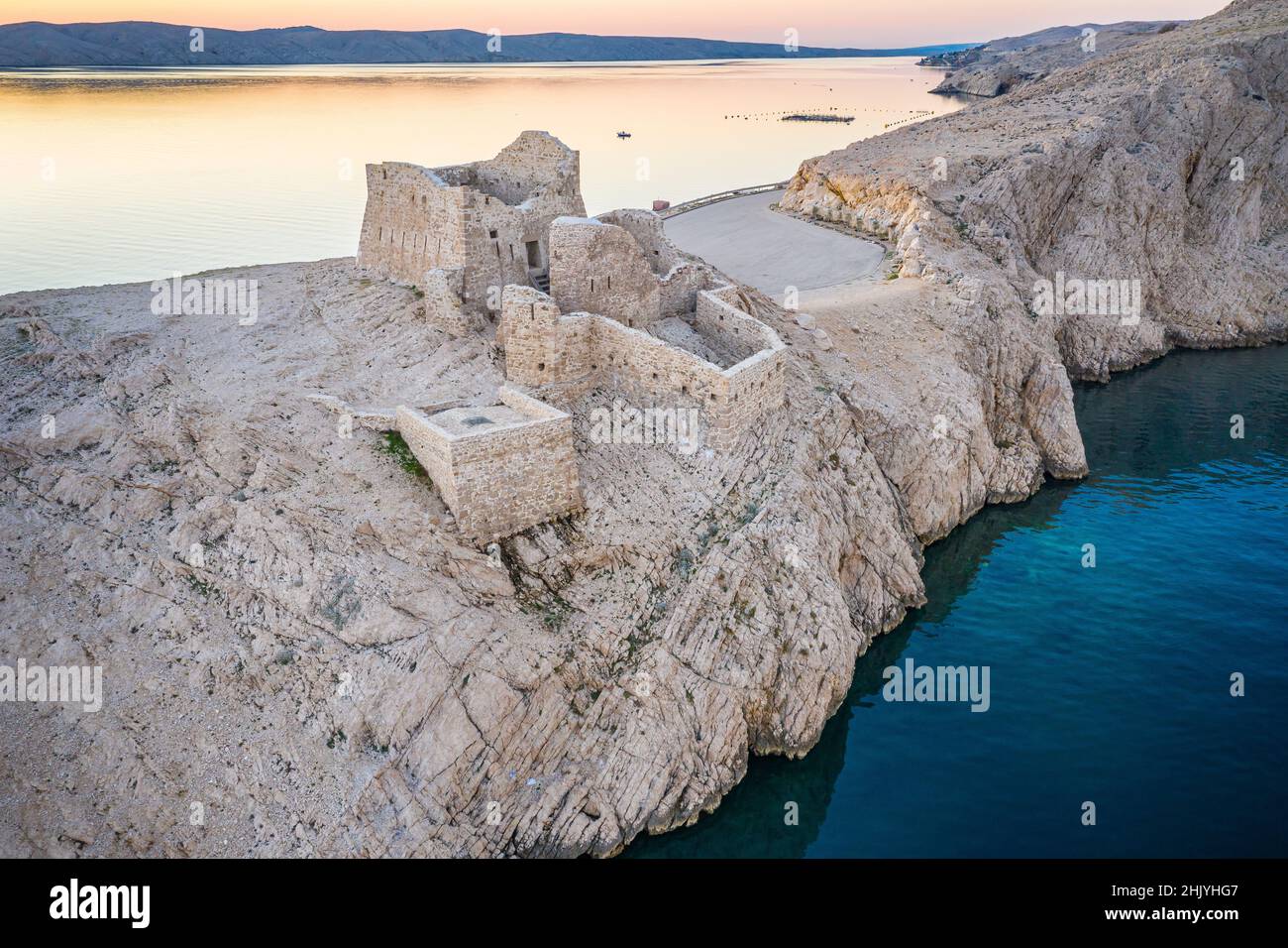 Bridge to island Pag Stock Photo - Alamy