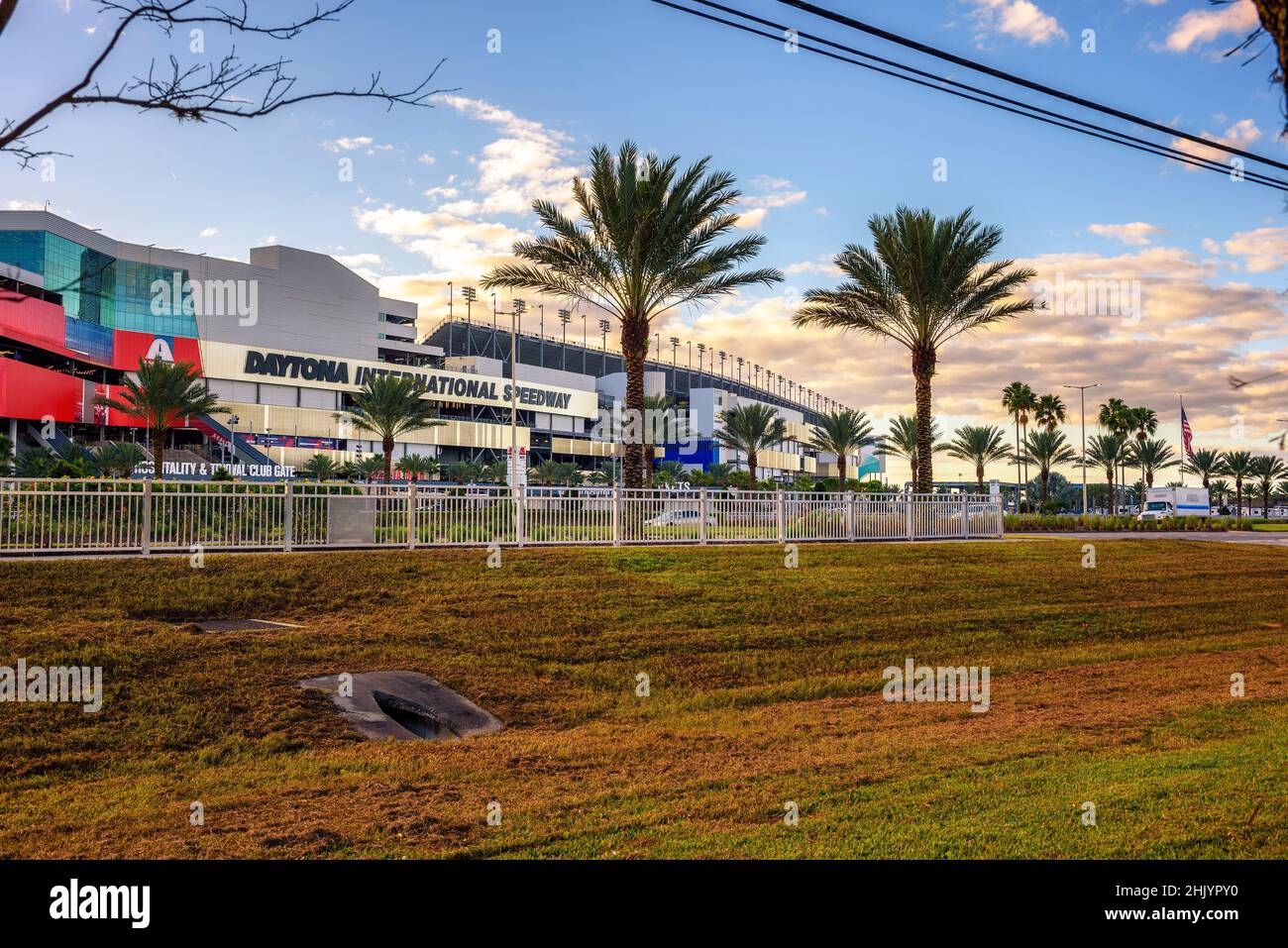 Daytona international speedway hi-res stock photography and images - Alamy