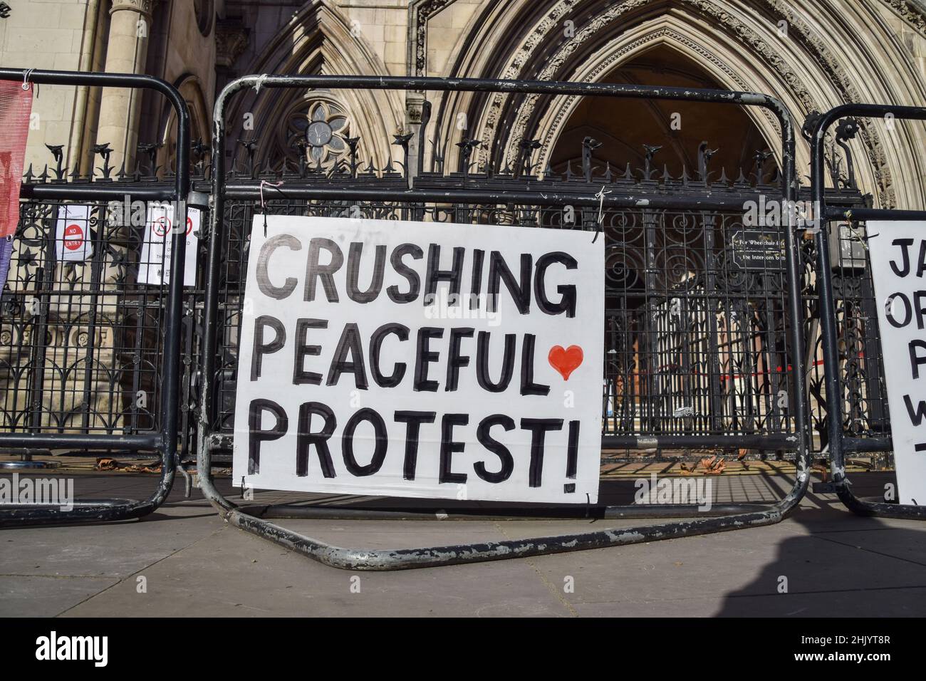 Insulate britain logo hi-res stock photography and images - Alamy