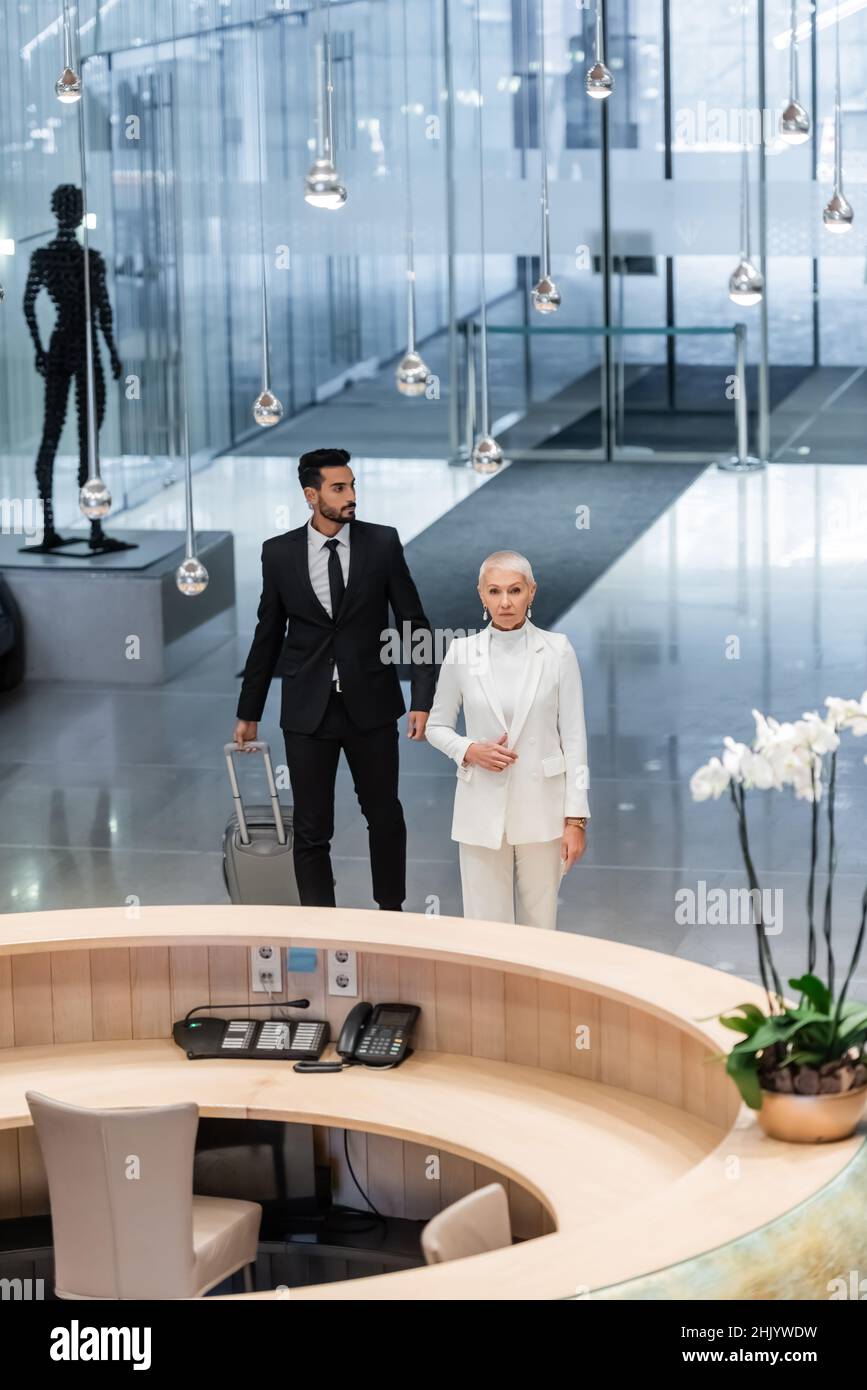 Luxury security guard hi-res stock photography and images - Alamy