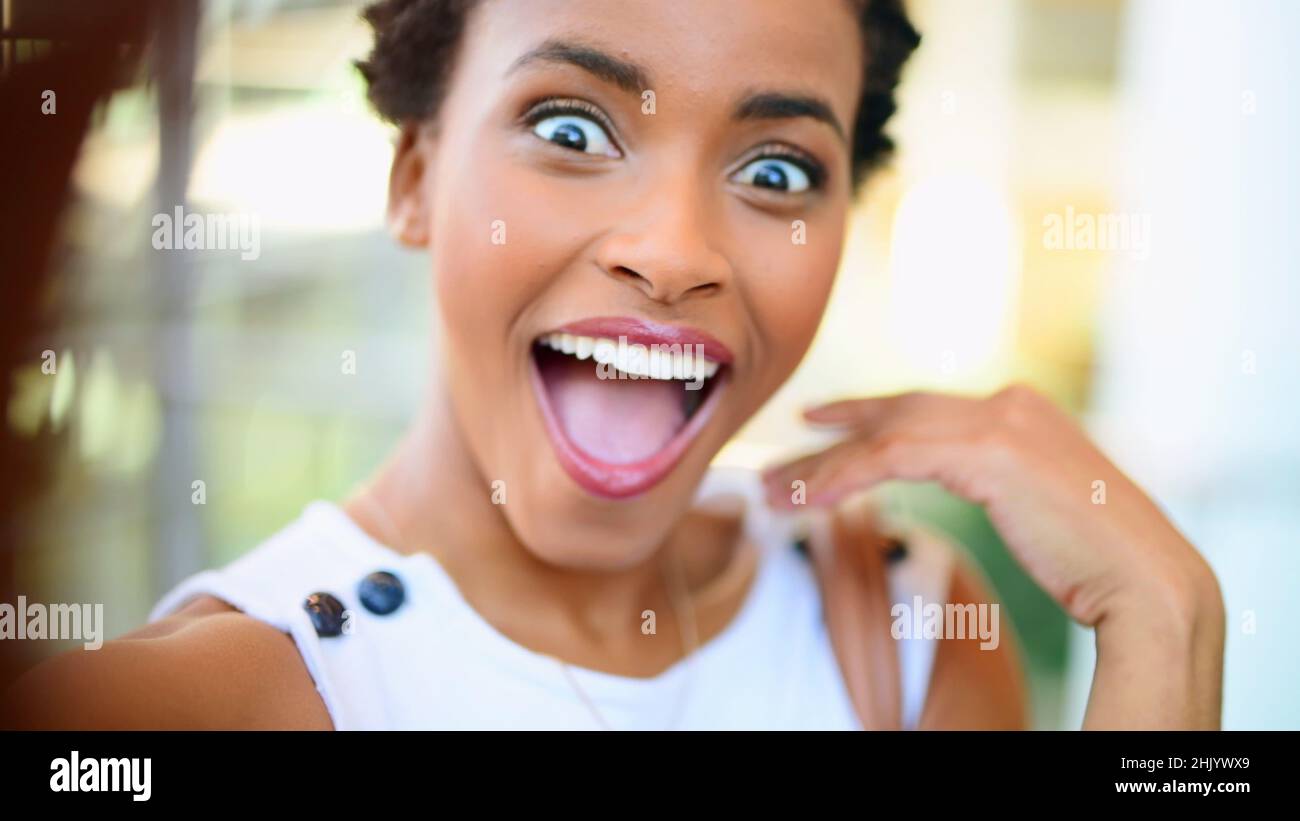 4k video selfie portrait young hi-res stock photography and images - Alamy