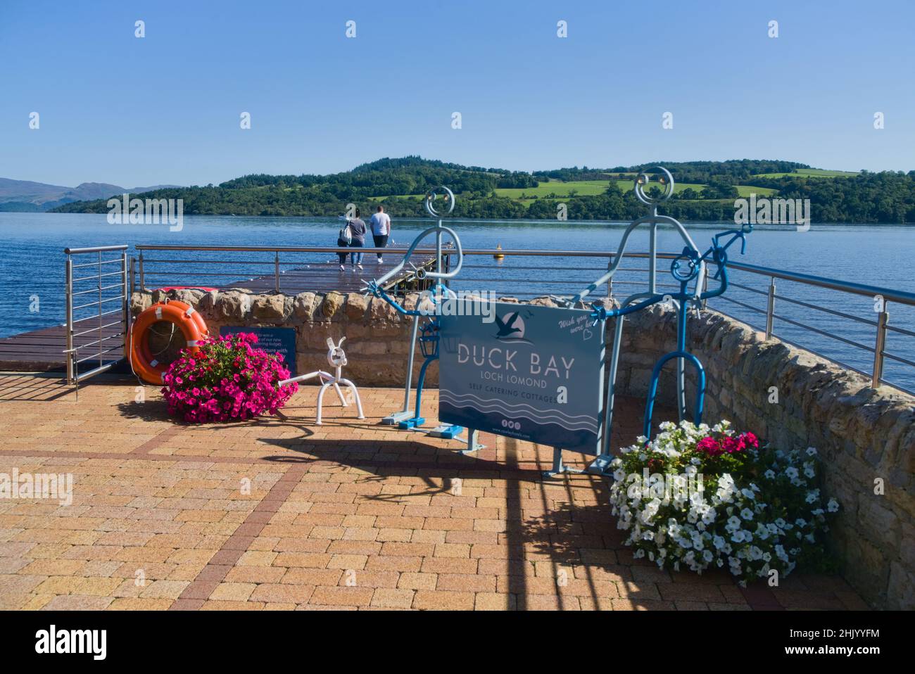 South end of loch restaurant hi-res stock photography and images - Alamy