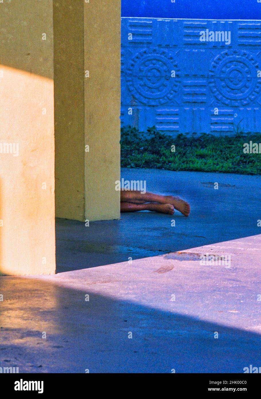 Body around the corner Stock Photo - Alamy