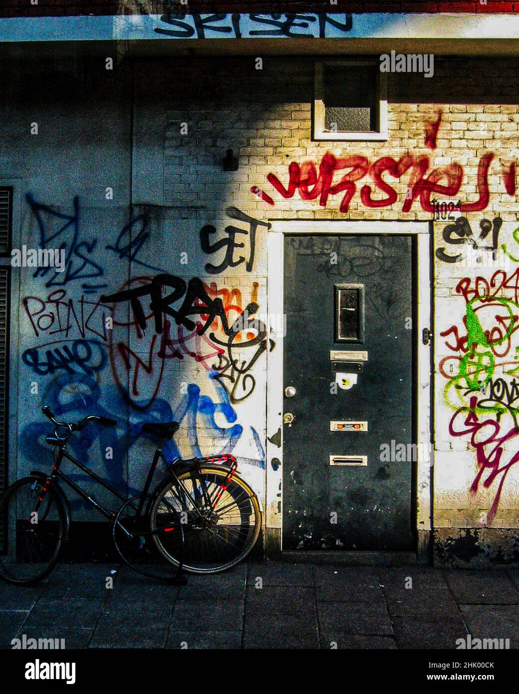 Pool enter hi-res stock photography and images - Alamy