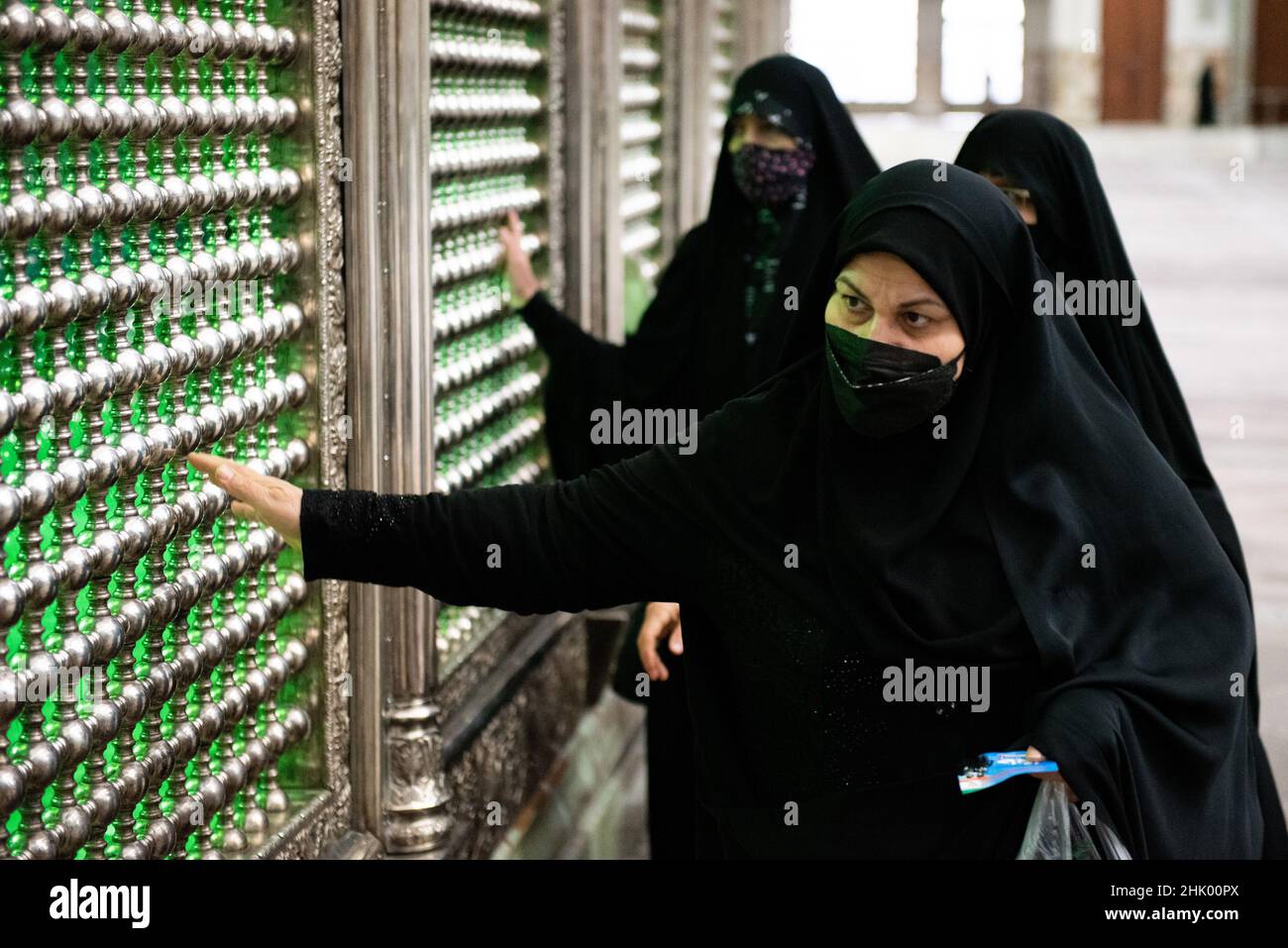 Ayatollah khomeini mask hi-res stock photography and images - Alamy