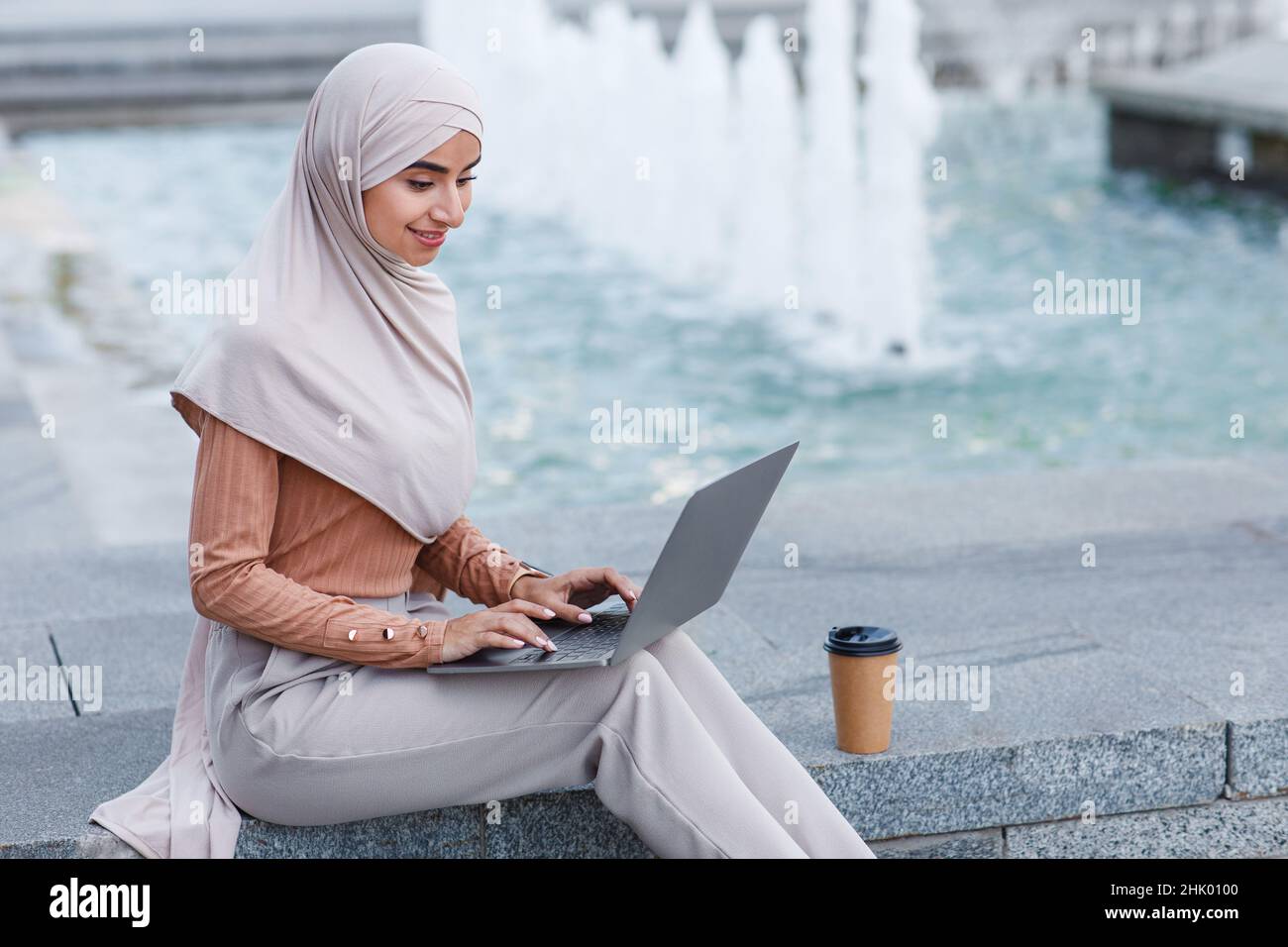 Worker student hi-res stock photography and images - Alamy
