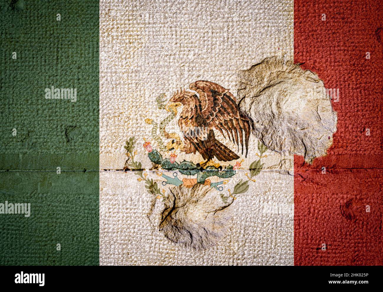 Stone wall with the flag of Mexico and Bullet holes Stock Photo - Alamy