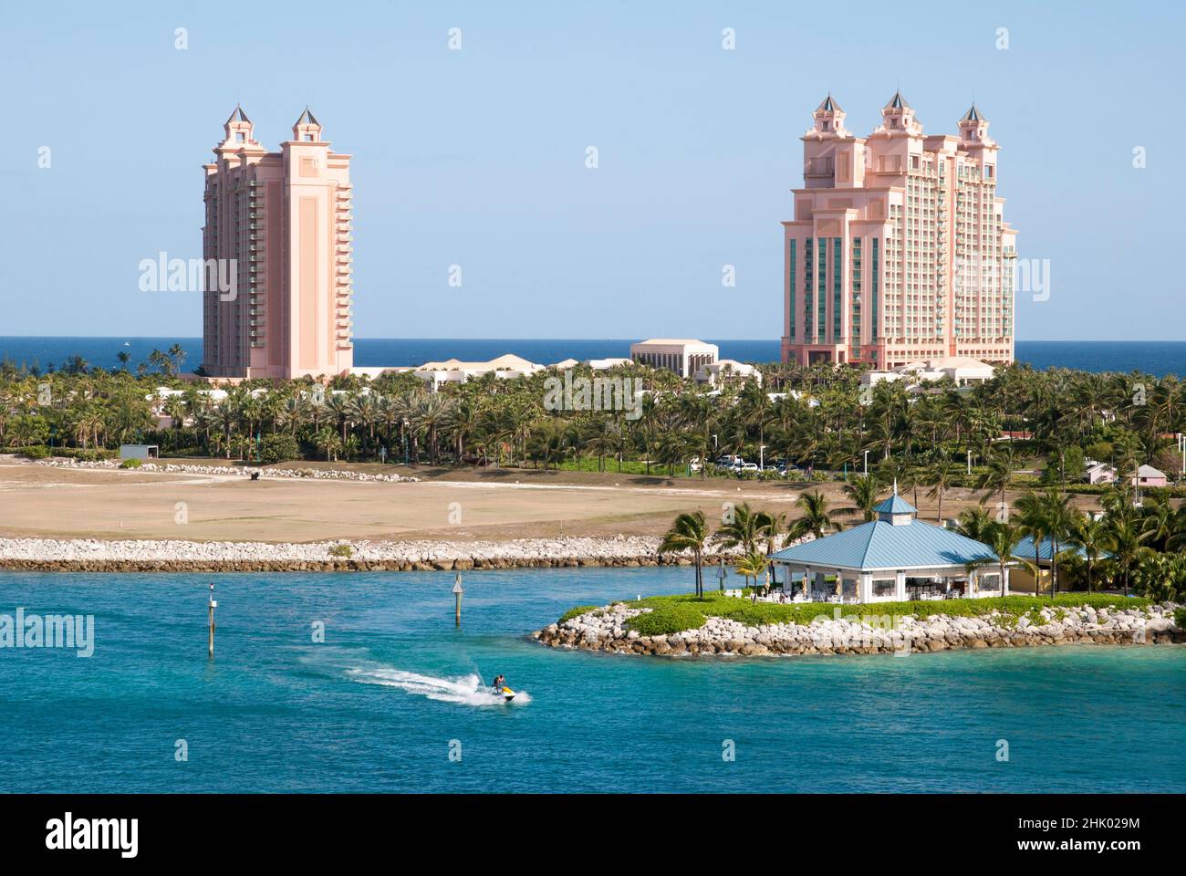 The view of tourism activity in Nassau Harbour and the skyline on ...