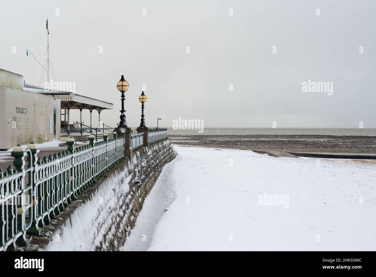 The TS Eliot beach shelter and toilets at Margate Main Sands in the ...