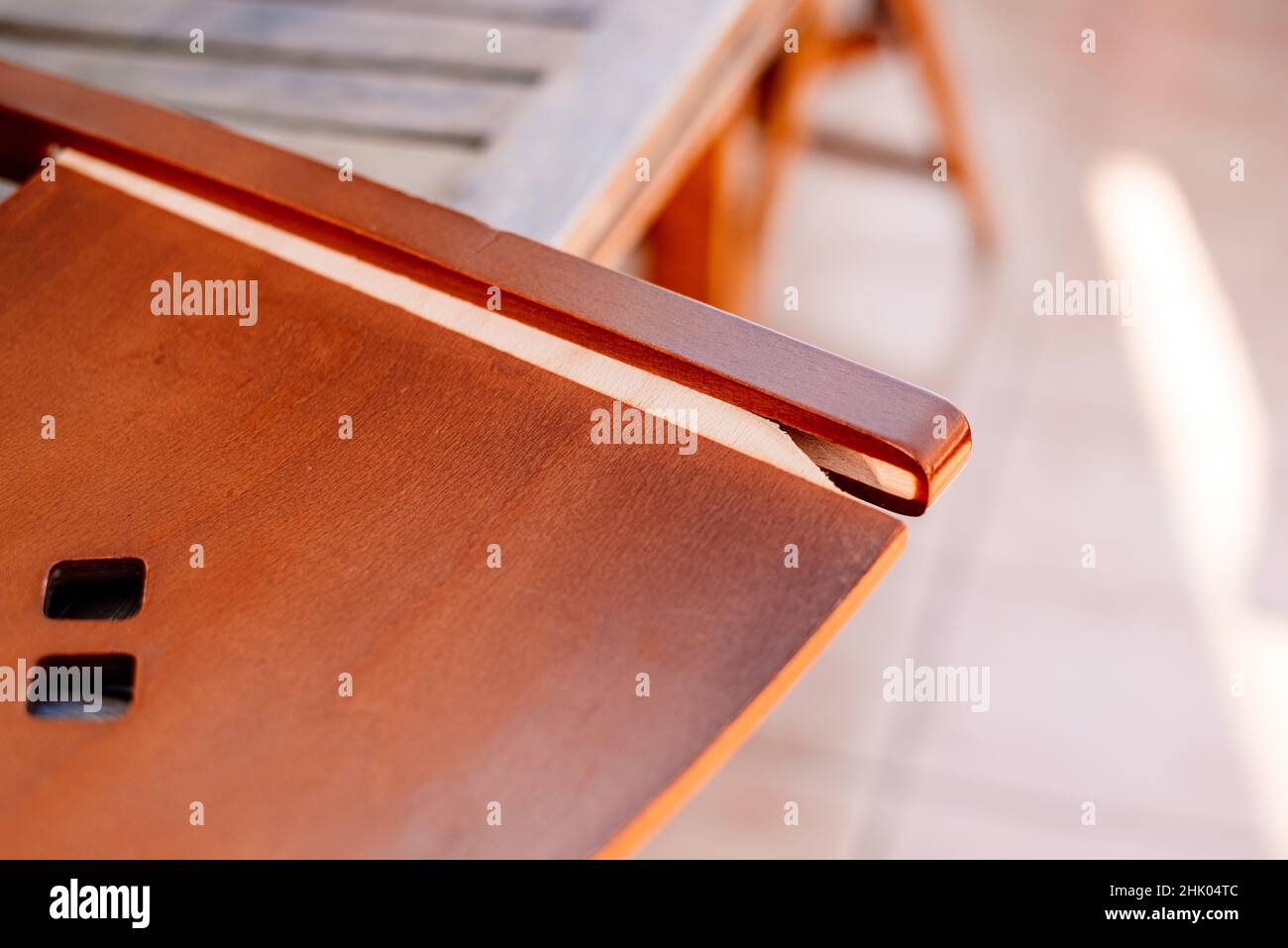Broken wooden chair, with the back detached Stock Photo - Alamy