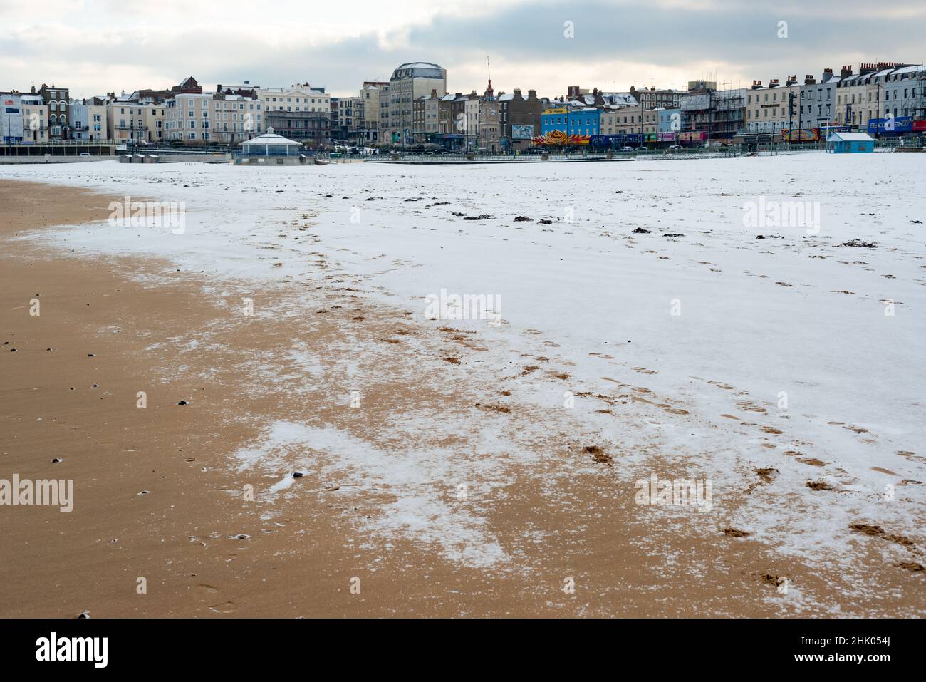 Margate seafront and Main Sands in the snow, Margate, Kent Stock Photo ...