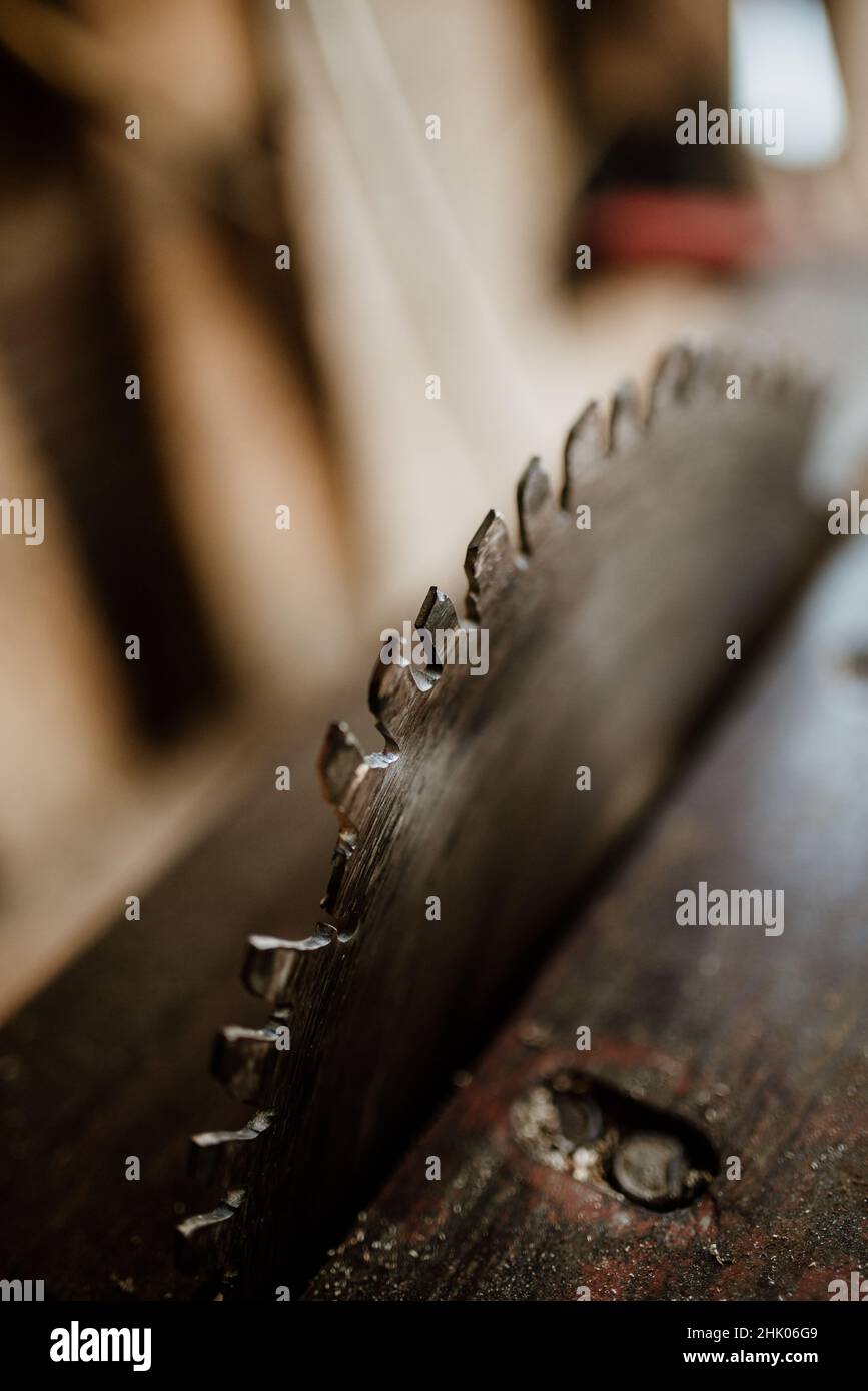 Broken and dirty circular saw Stock Photo - Alamy