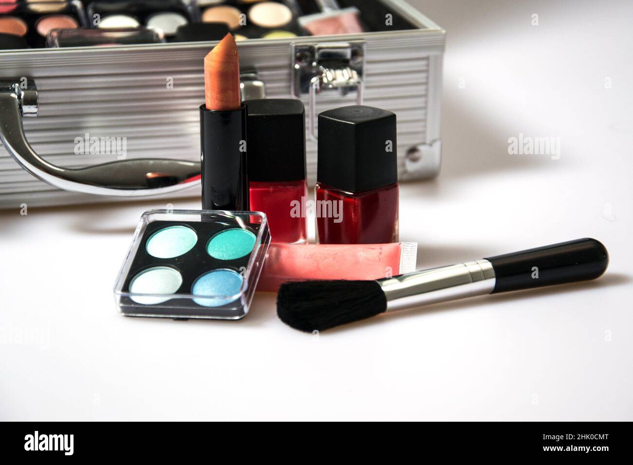 Case the colors hi-res stock photography and images - Alamy