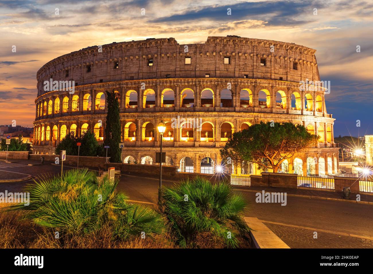 Colosseum full view hi-res stock photography and images - Alamy