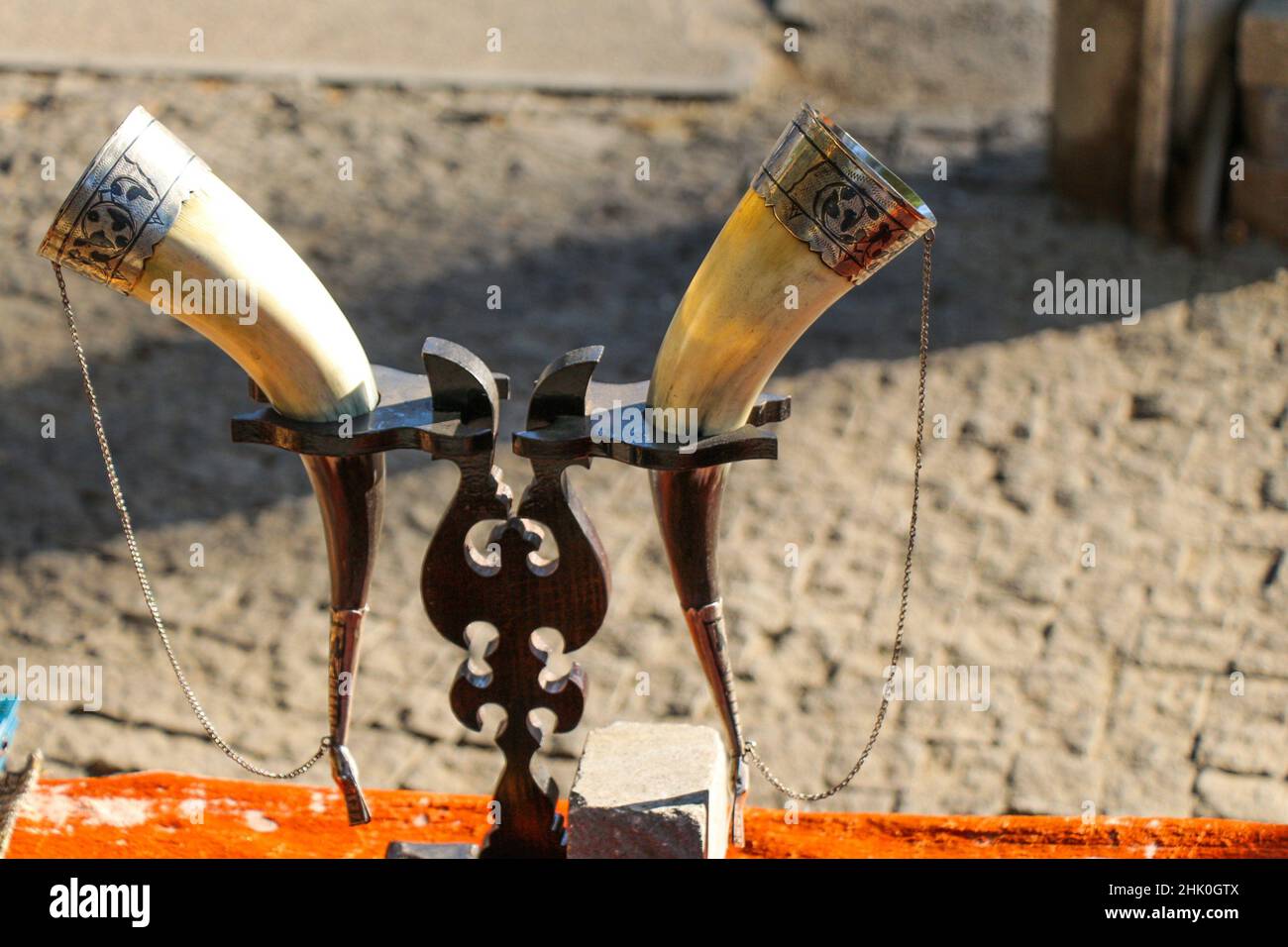 Traditional horn hi-res stock photography and images - Alamy