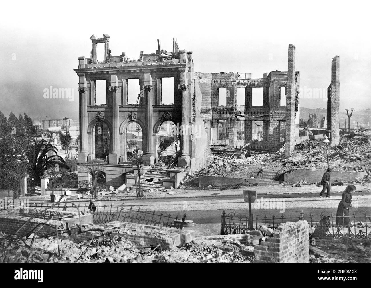Ruins after Earthquake, San Francisco, California, USA, Arnold Genthe ...