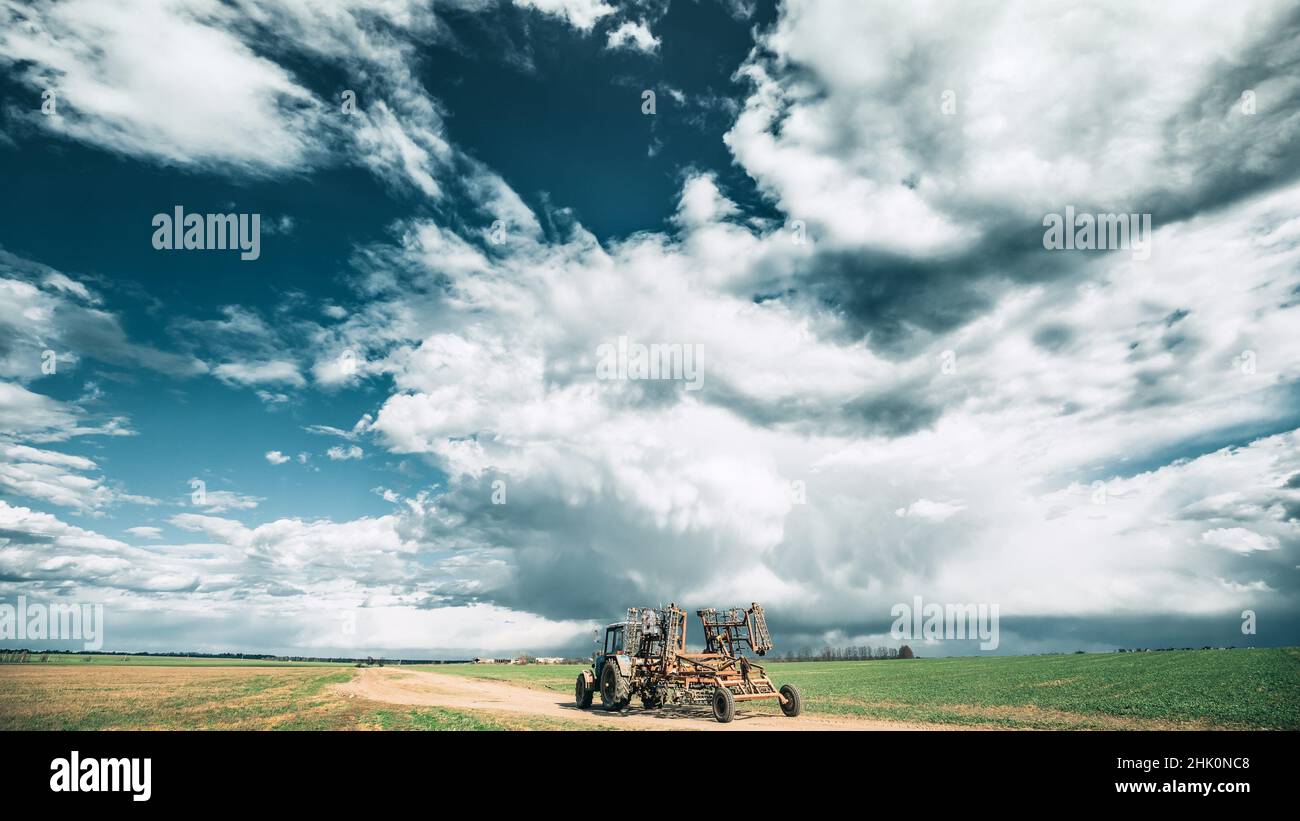 Harrow field hi-res stock photography and images - Alamy