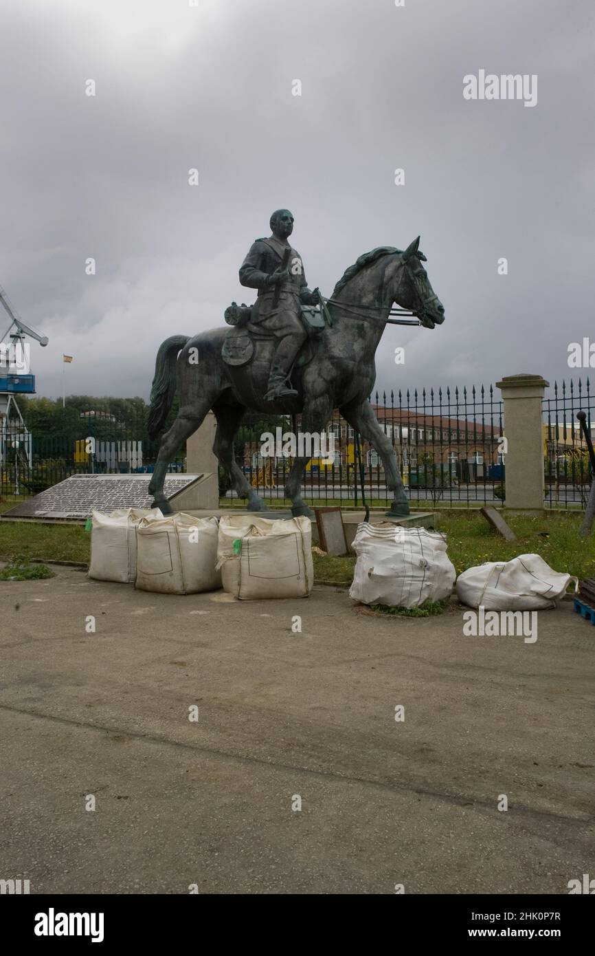 Francisco franco statue hi-res stock photography and images - Alamy