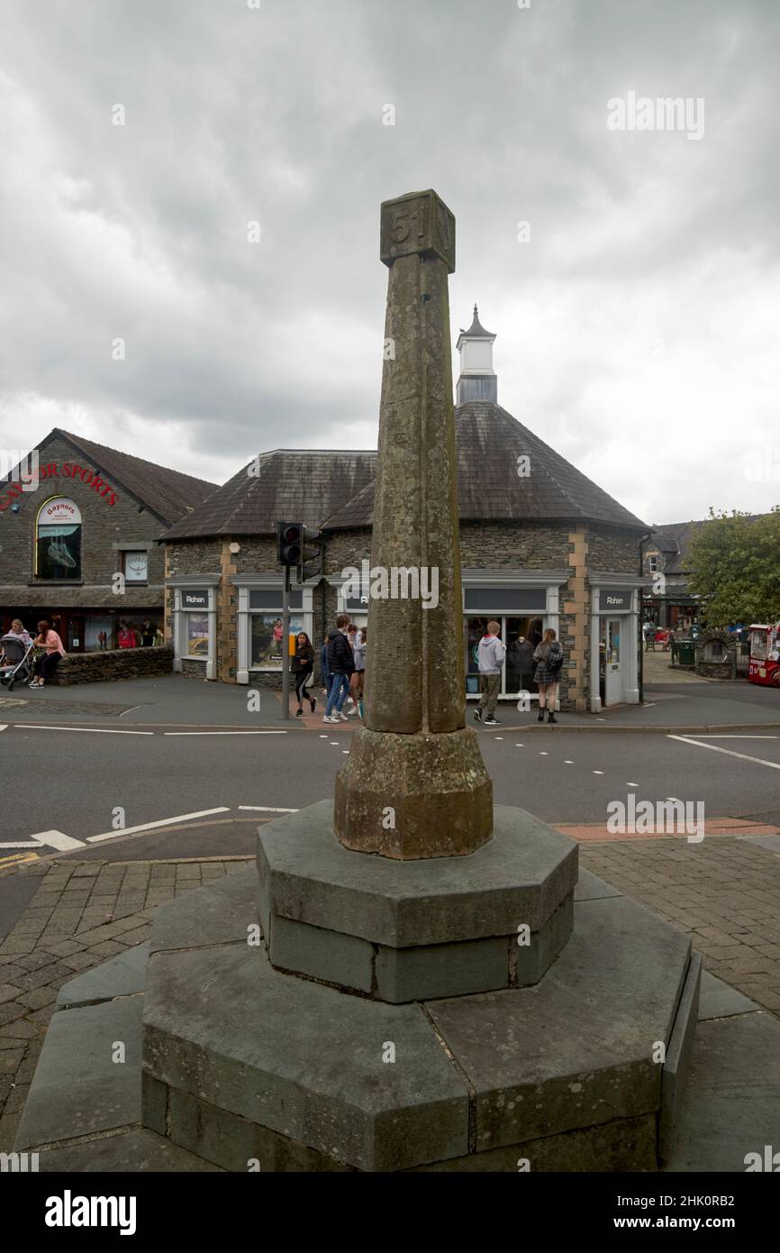 ambleside market cross lake district, cumbria, england, uk Stock Photo ...