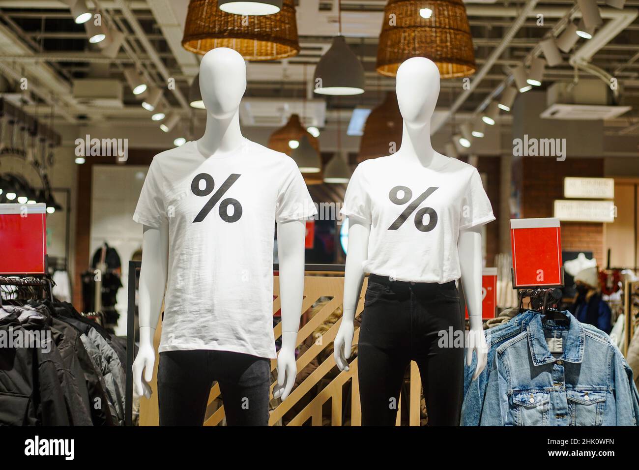 Dummies red sign hi-res stock photography and images - Alamy