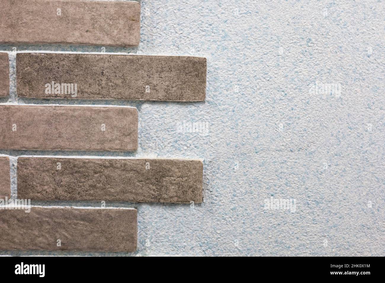 Half brick half concrete wall hi-res stock photography and images - Alamy