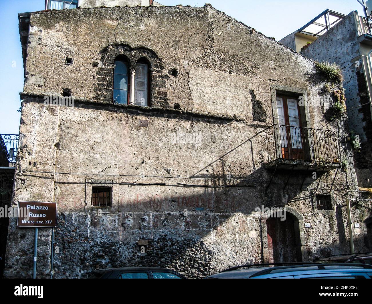 Russo Palace (Palazzo Russo), mullioned window 14th century. Randazzo ...