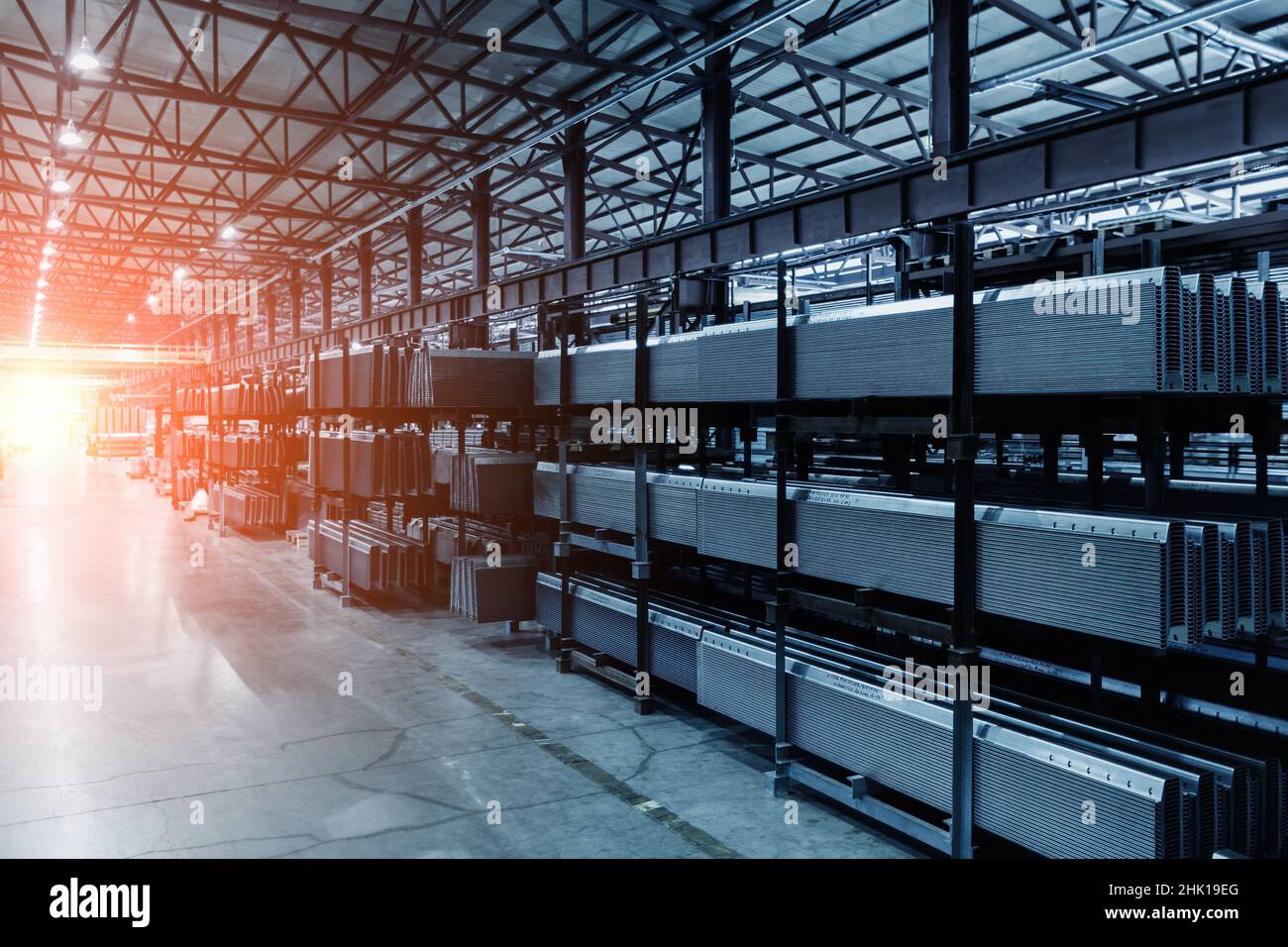 Steel beams warehouse hi-res stock photography and images - Alamy