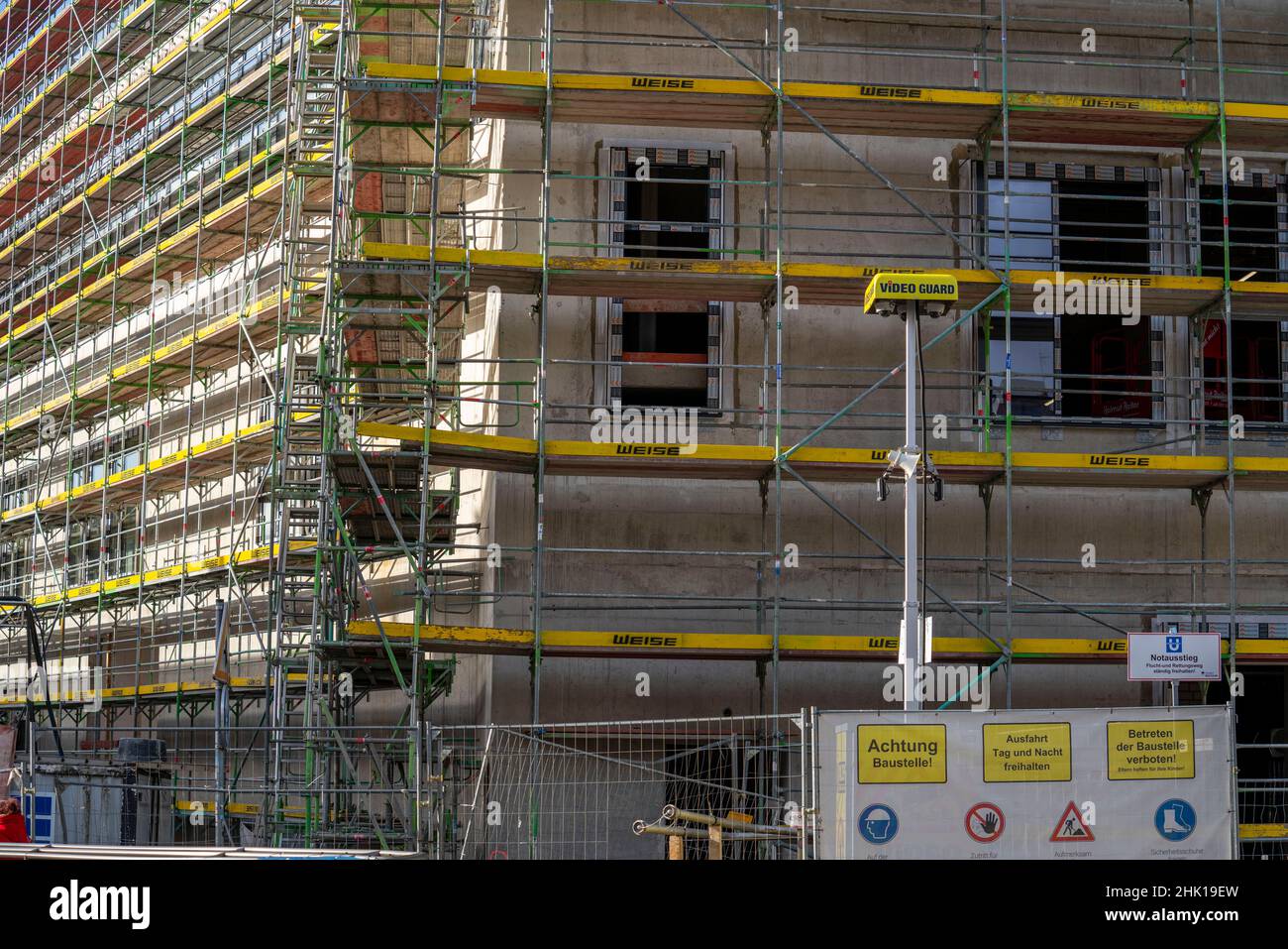 Construction site safety signs hi-res stock photography and images - Alamy
