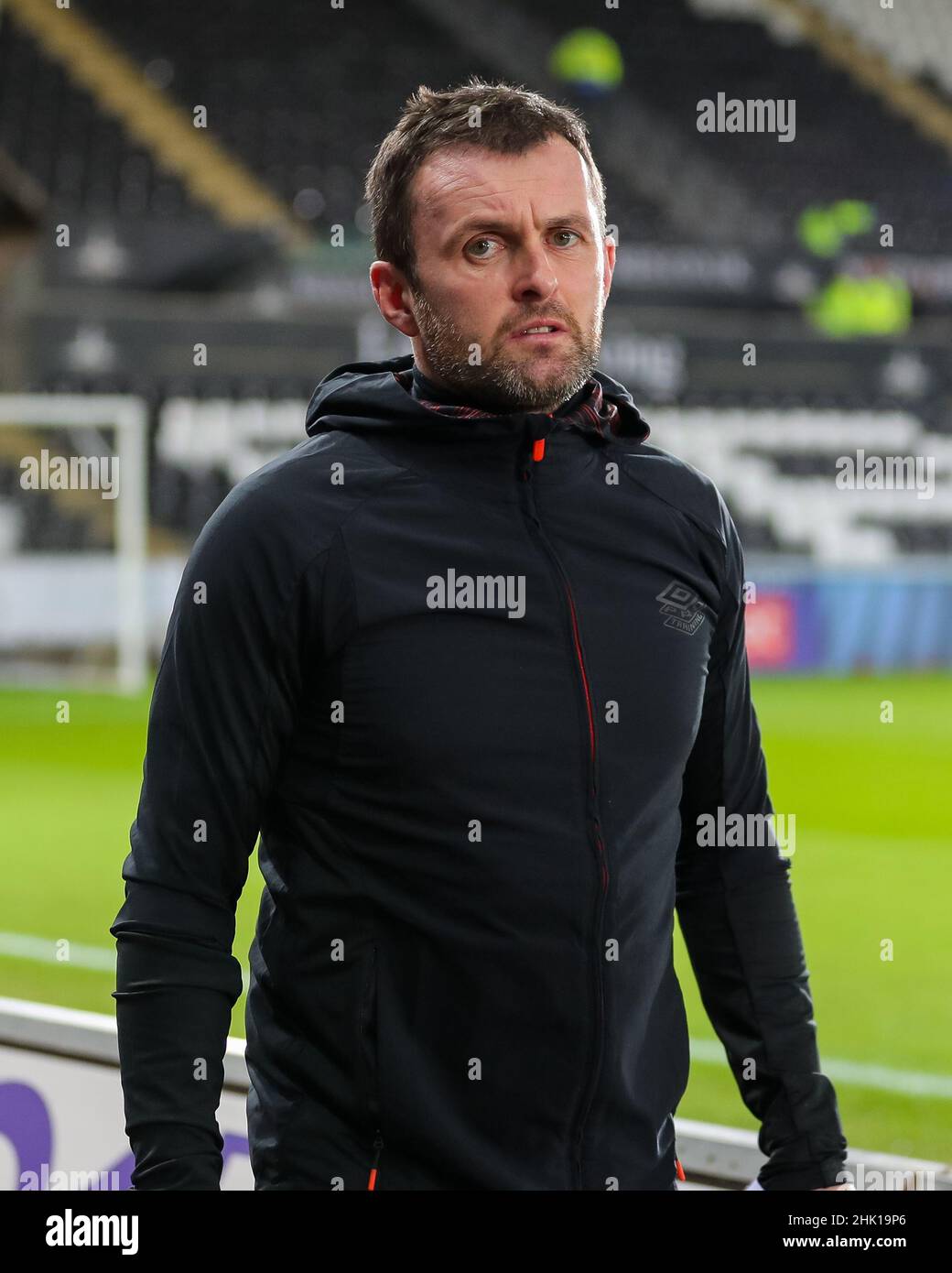 Luton manager nathan jones hi-res stock photography and images - Alamy