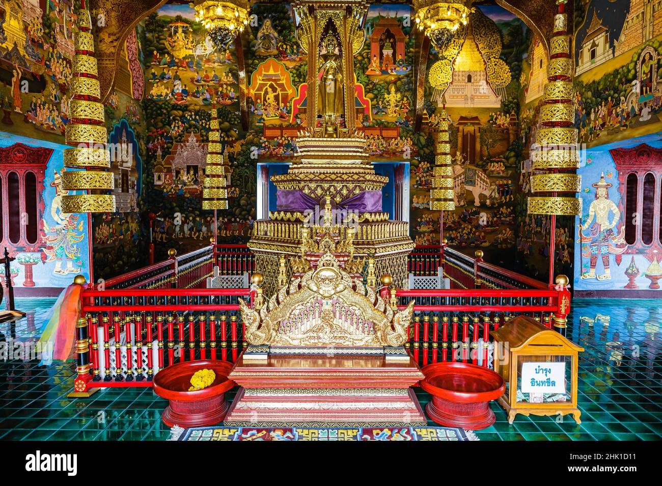 Buddha statue, most recognizable religious symbol of buddhism Stock ...