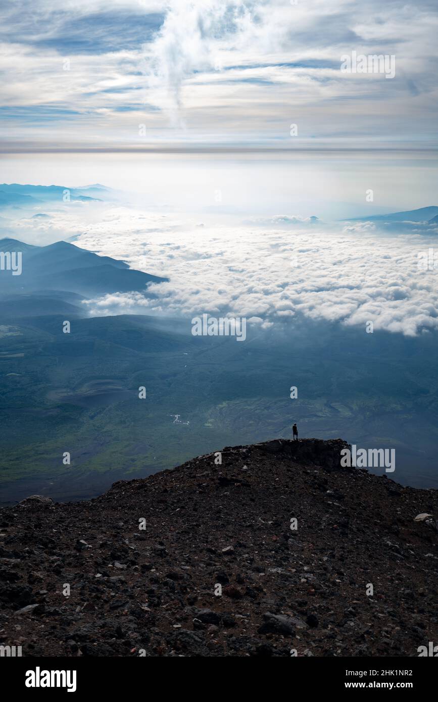 Japan hike mt fuji hi-res stock photography and images - Alamy