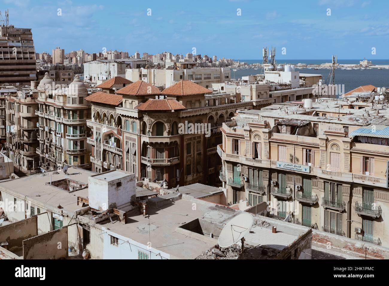 Alexandria egypt skyline cityscape hi-res stock photography and images ...