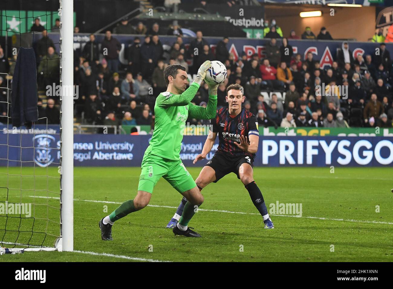 James Shea #1 of Luton Town saves the ball Stock Photo - Alamy