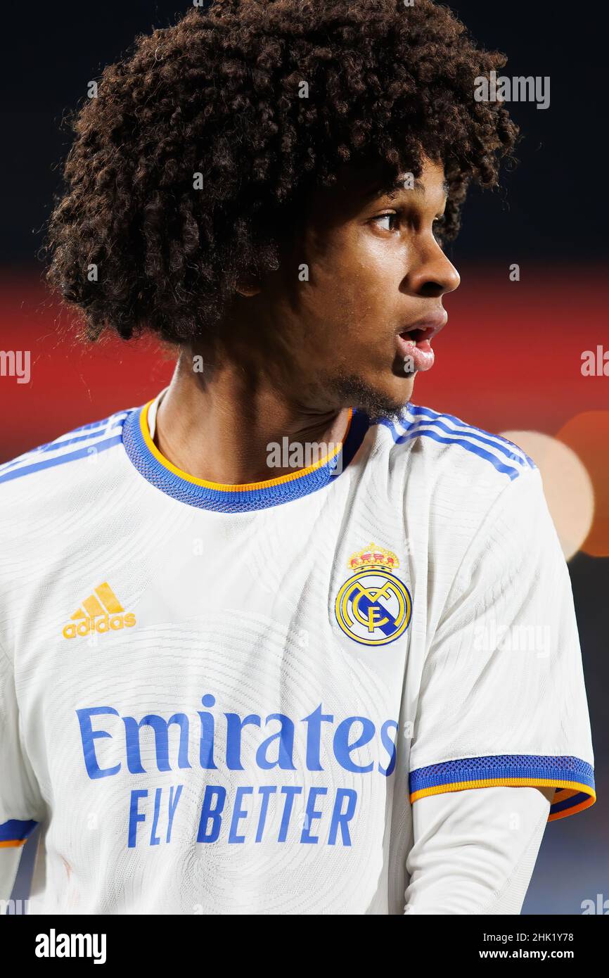 BARCELONA - JAN 29: Peter Gonzalez in action during the Primera RFEF ...