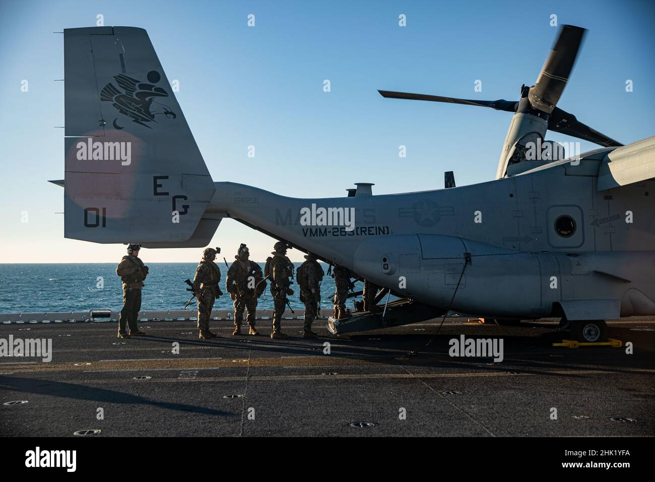 U.S. Marines with the Ground Combat Element, 22nd Marine Expeditionary ...