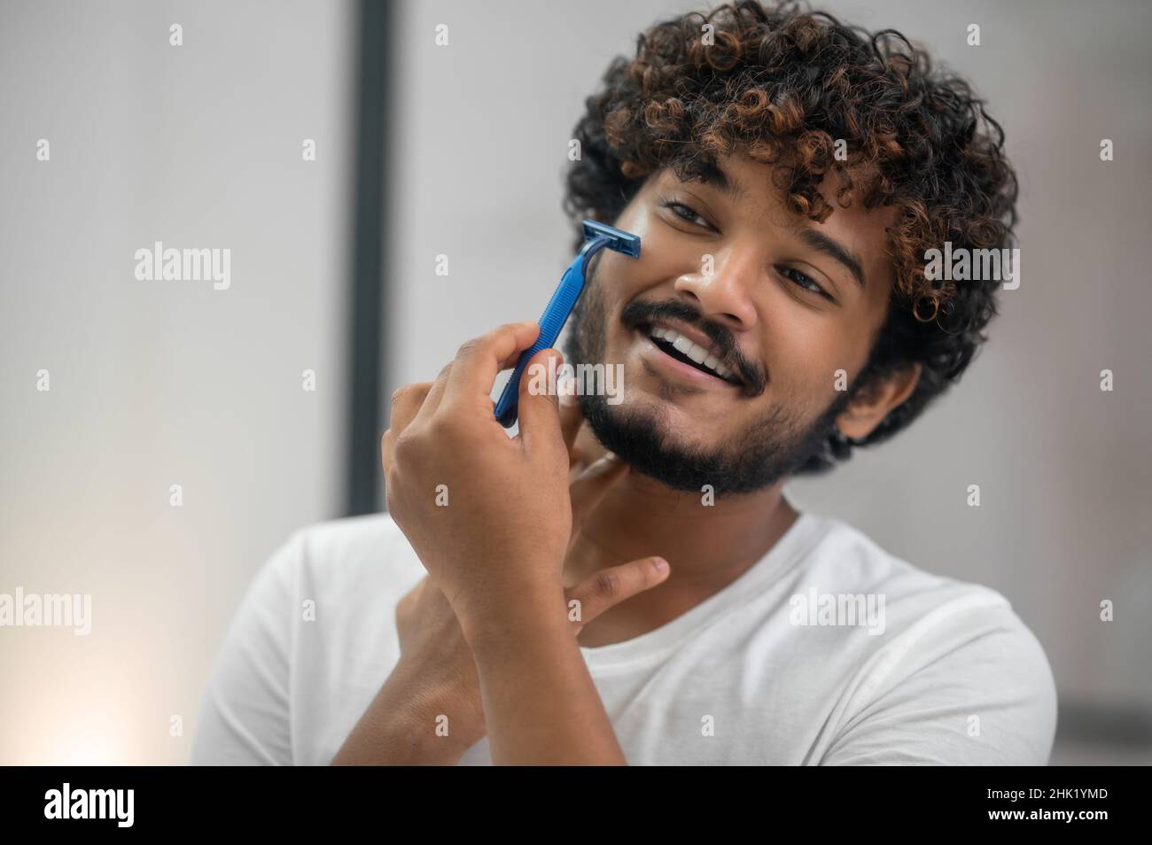 Safety razor hi-res stock photography and images - Alamy