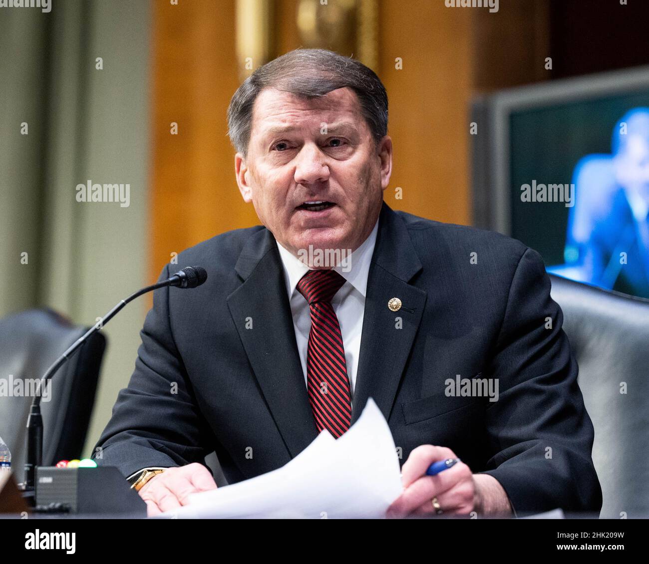 Washington, United States. 01st Feb, 2022. U.S. Senator Mike Rounds (R ...