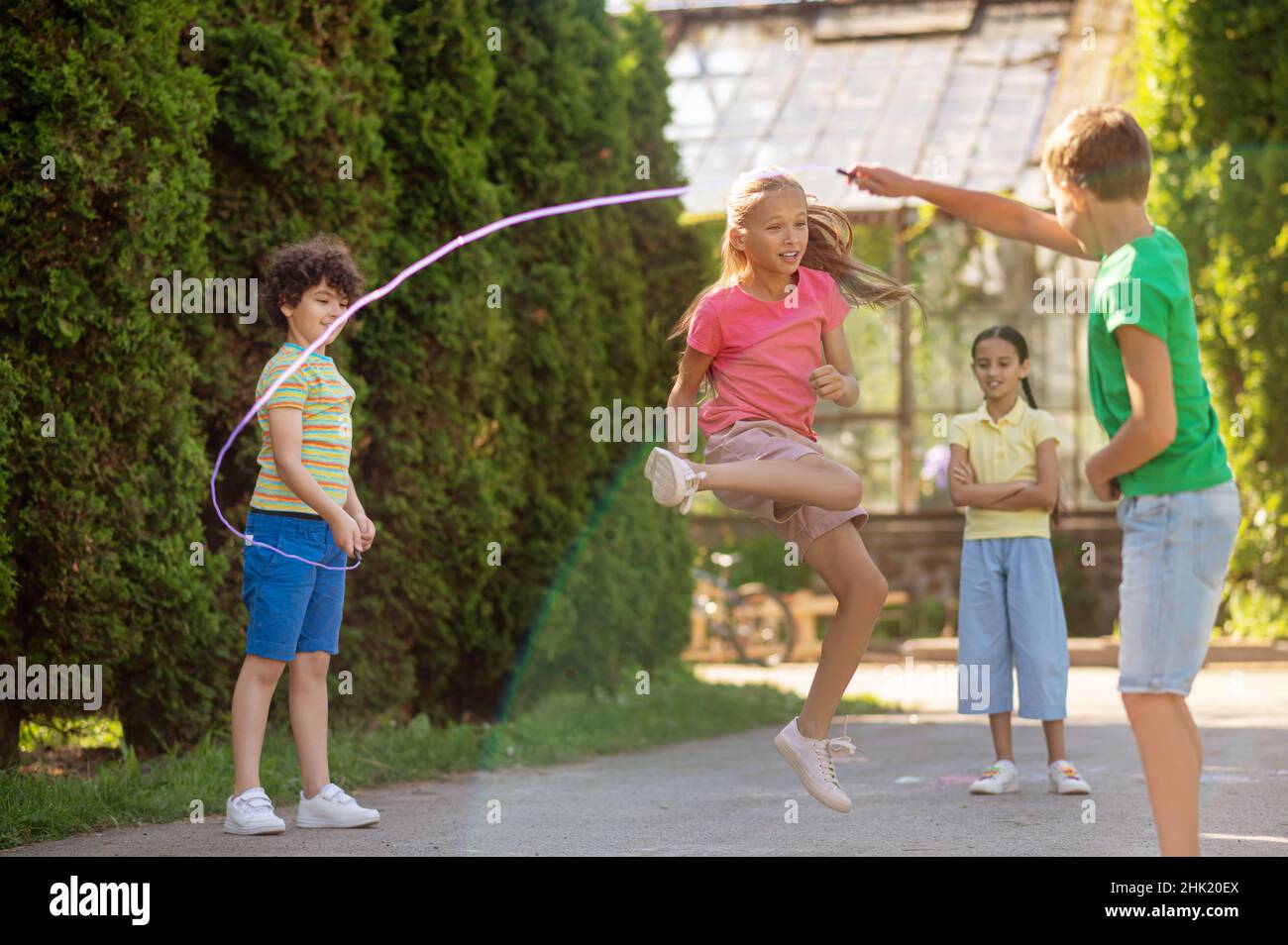Children jumping rope school hi-res stock photography and images - Alamy
