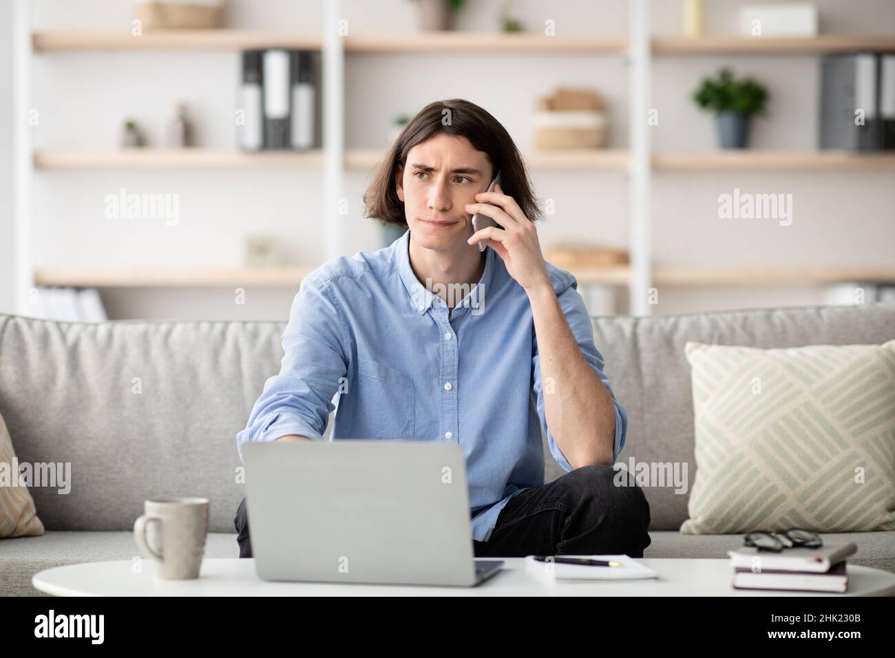 Freelance hotline hi-res stock photography and images - Alamy