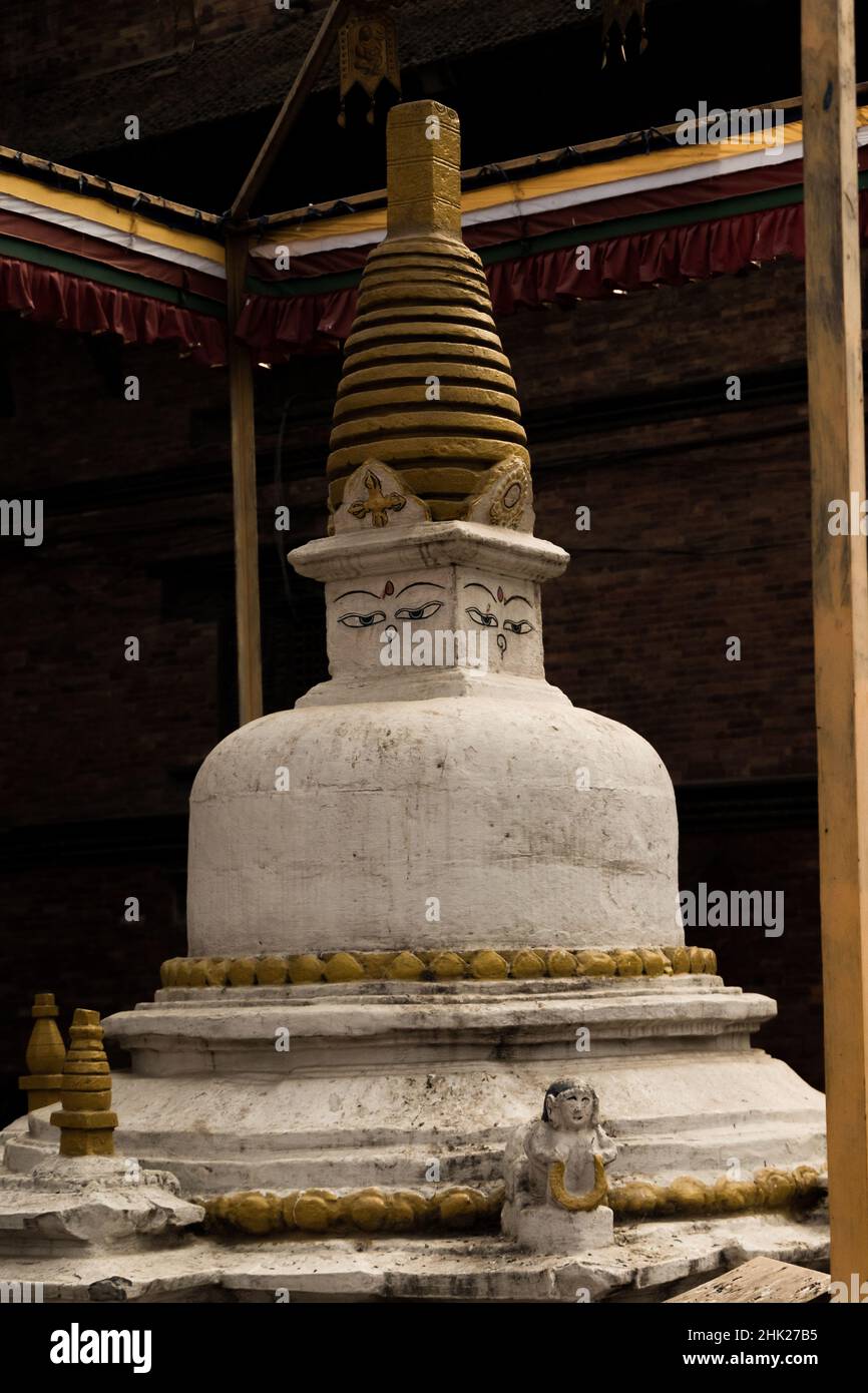 Stone sculpture patan durbar nepal square hi-res stock photography and ...